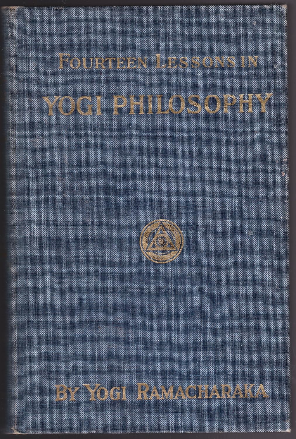 Fourteen Lessons in Yogi Philosophy: Yoga Ramacharaka: Amazon.com: Books