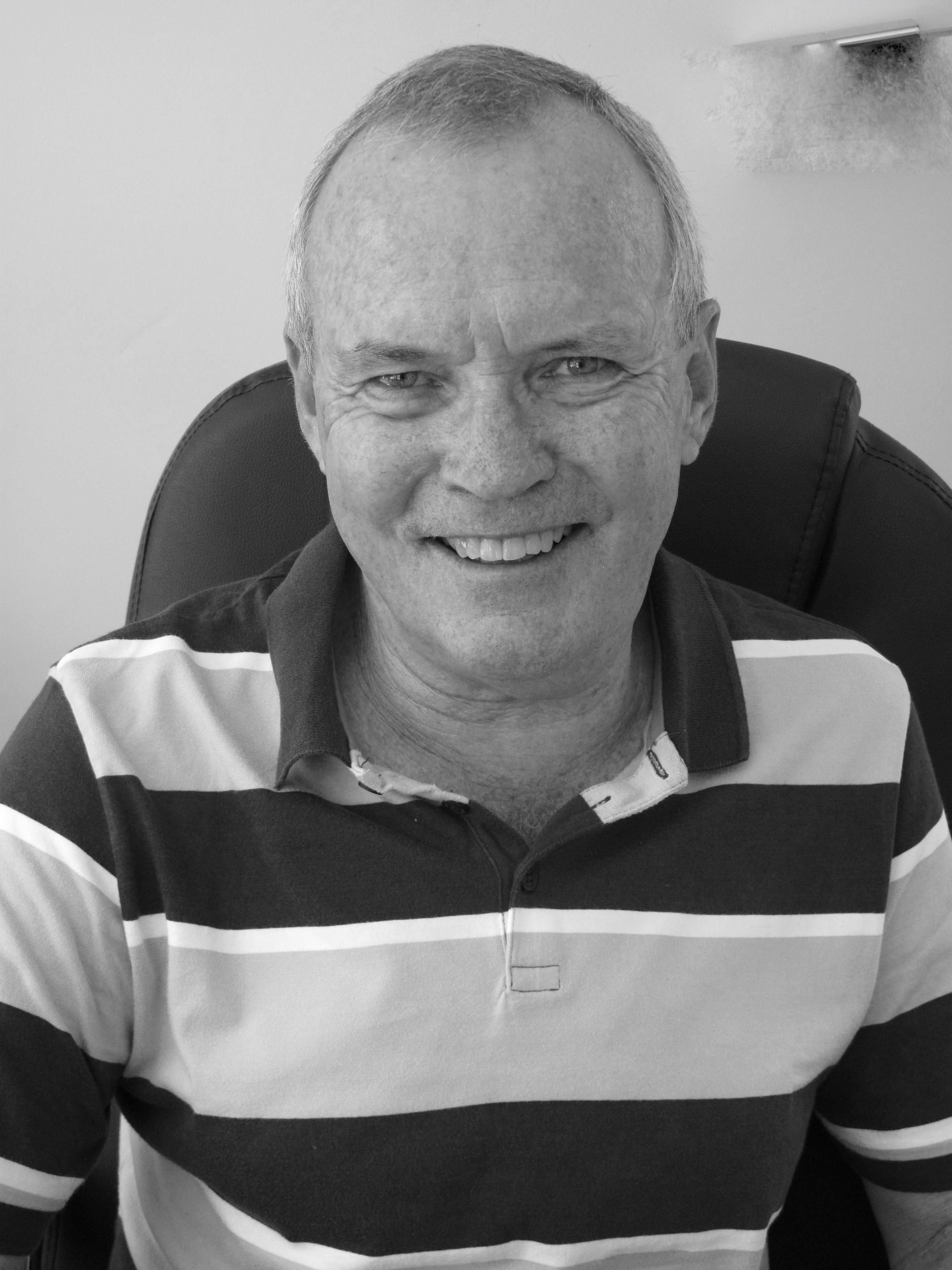 Amazon.co.jp: Fergus Macleod: 本、バイオグラフィー、最新アップデート