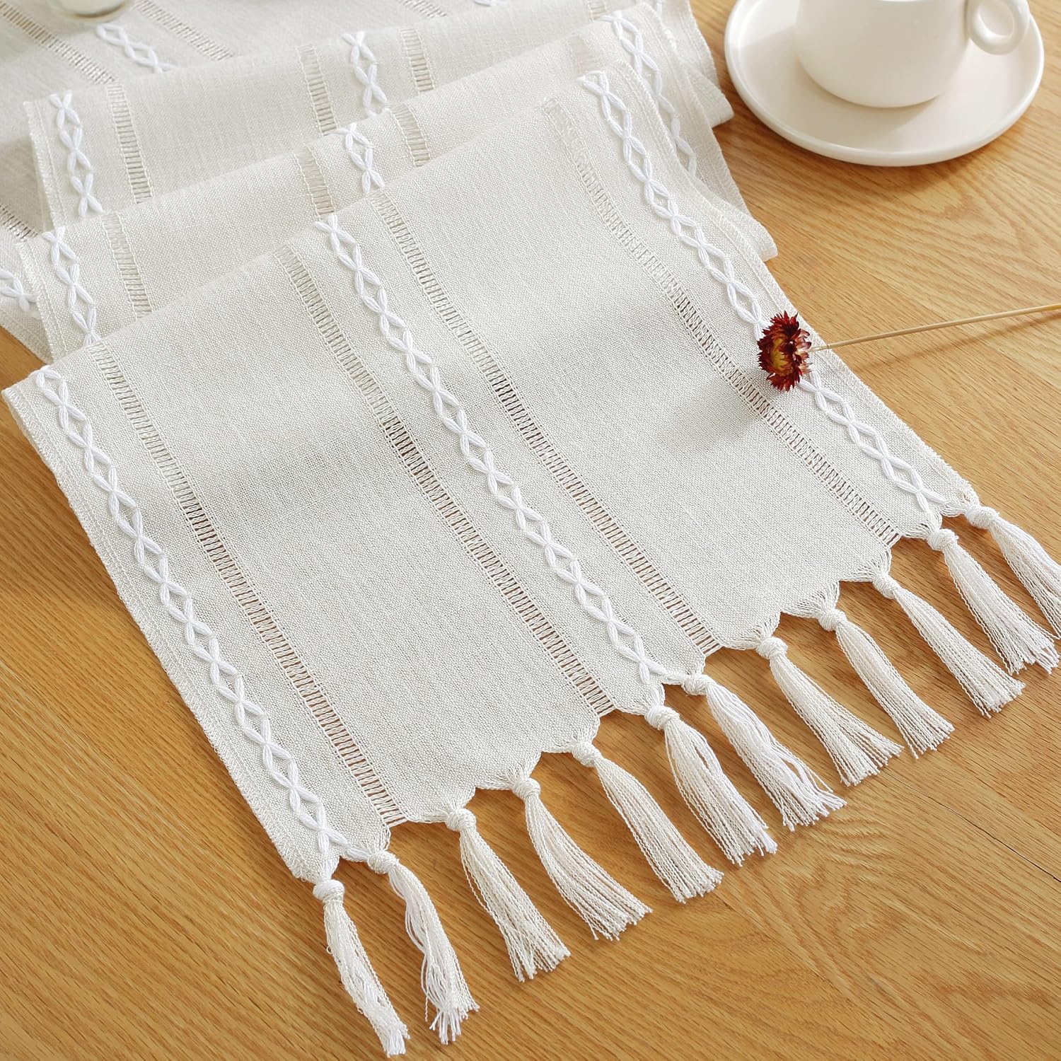 Amazon.com: JIALE Table Runner, Rustic Farmhouse Table Runners with ...