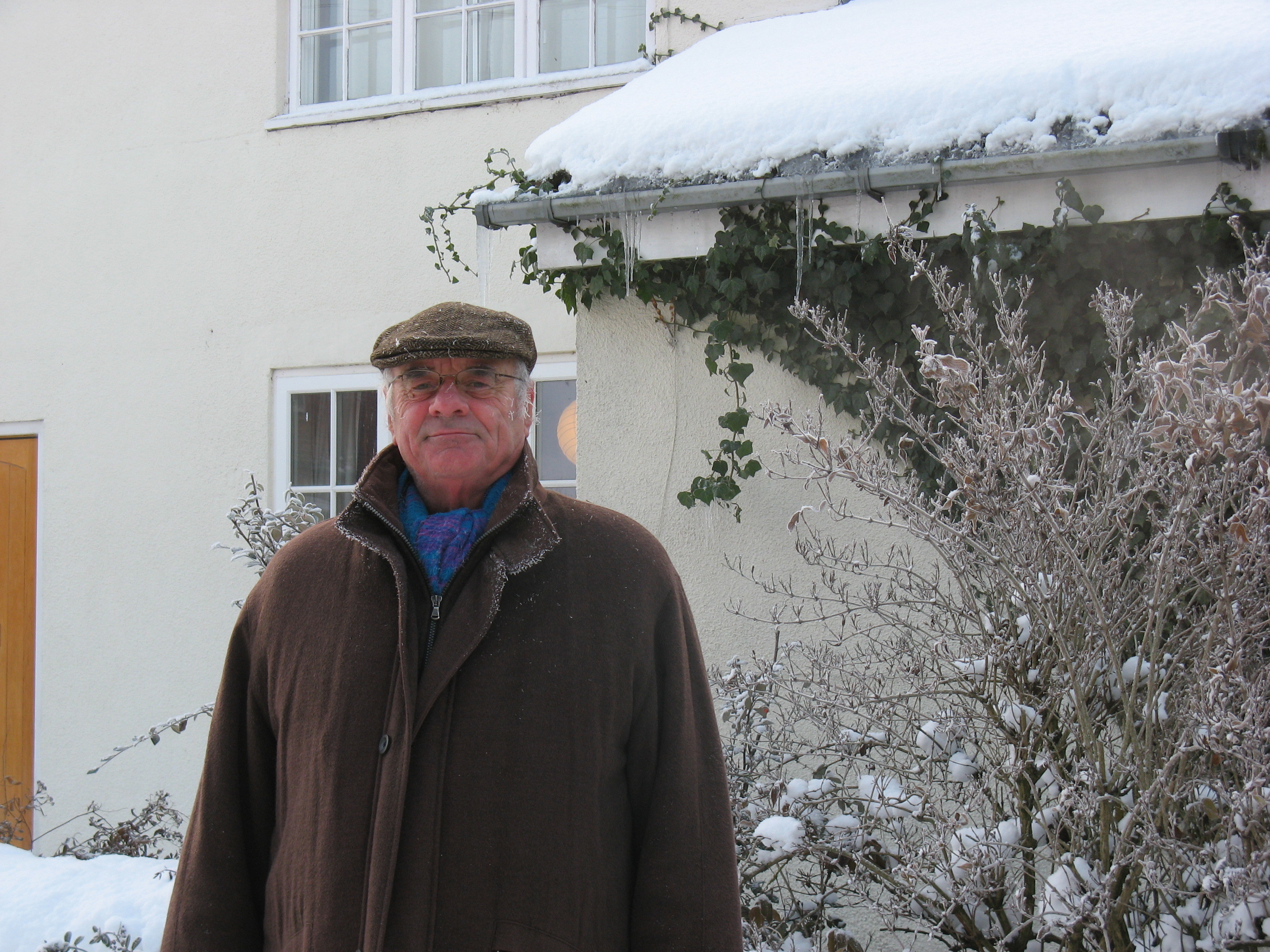 Amazon.co.uk: Martin Carver: books, biography, latest update