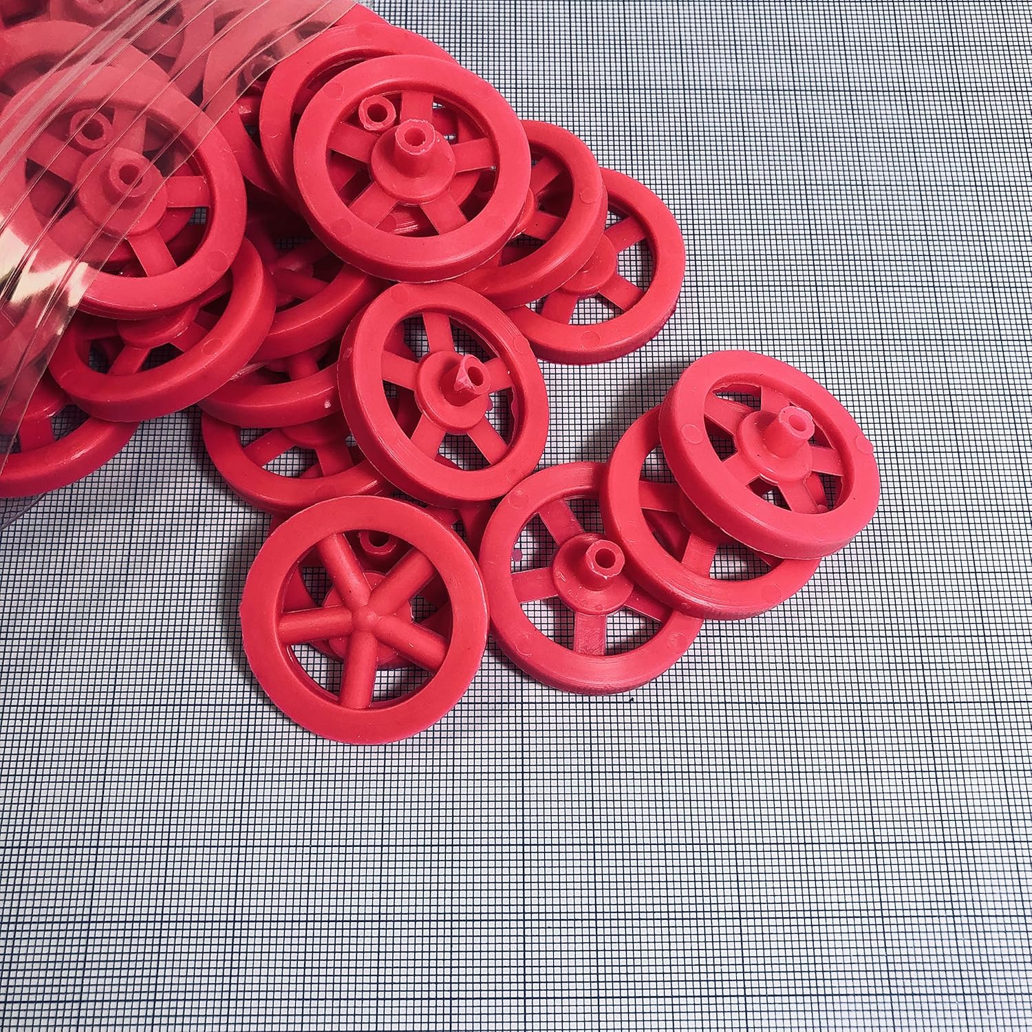Amazon.com: Plastic Project Wheels with 1/8" Hole - Made for Co2 ...