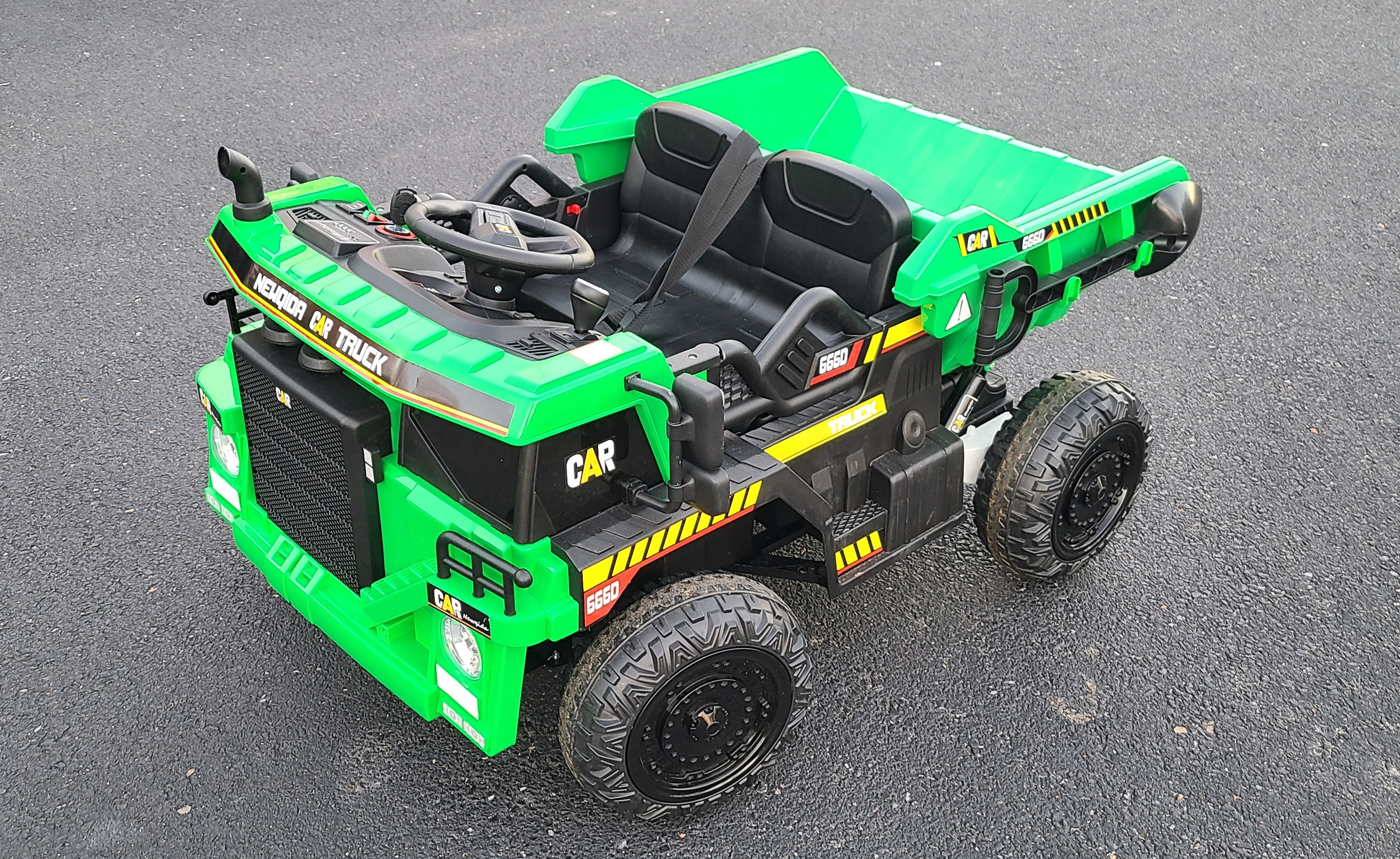 Kevin - Entertaining Entropy's Amazon Page