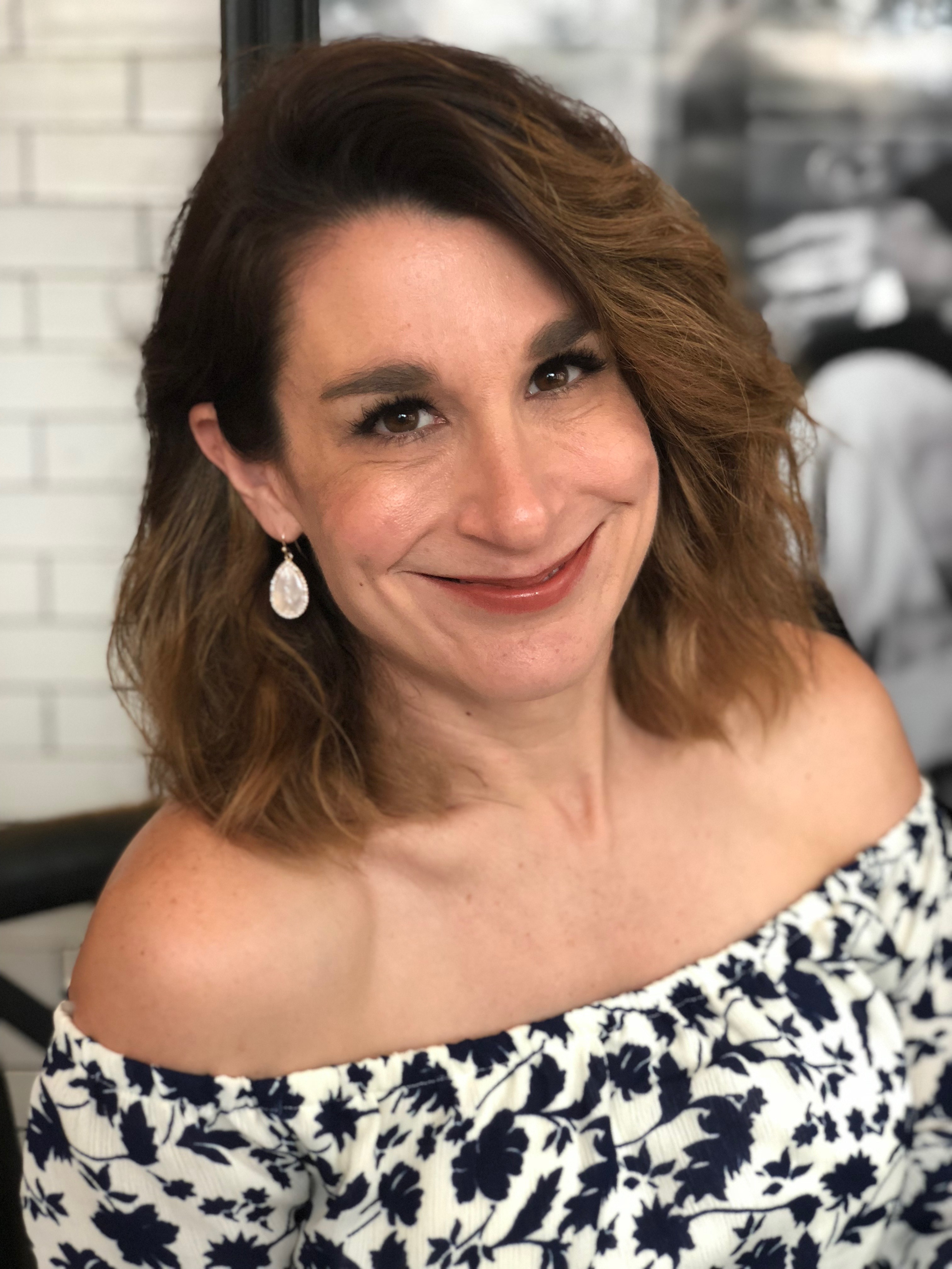 Amazon.com: Susan Willis: books, biography, latest update