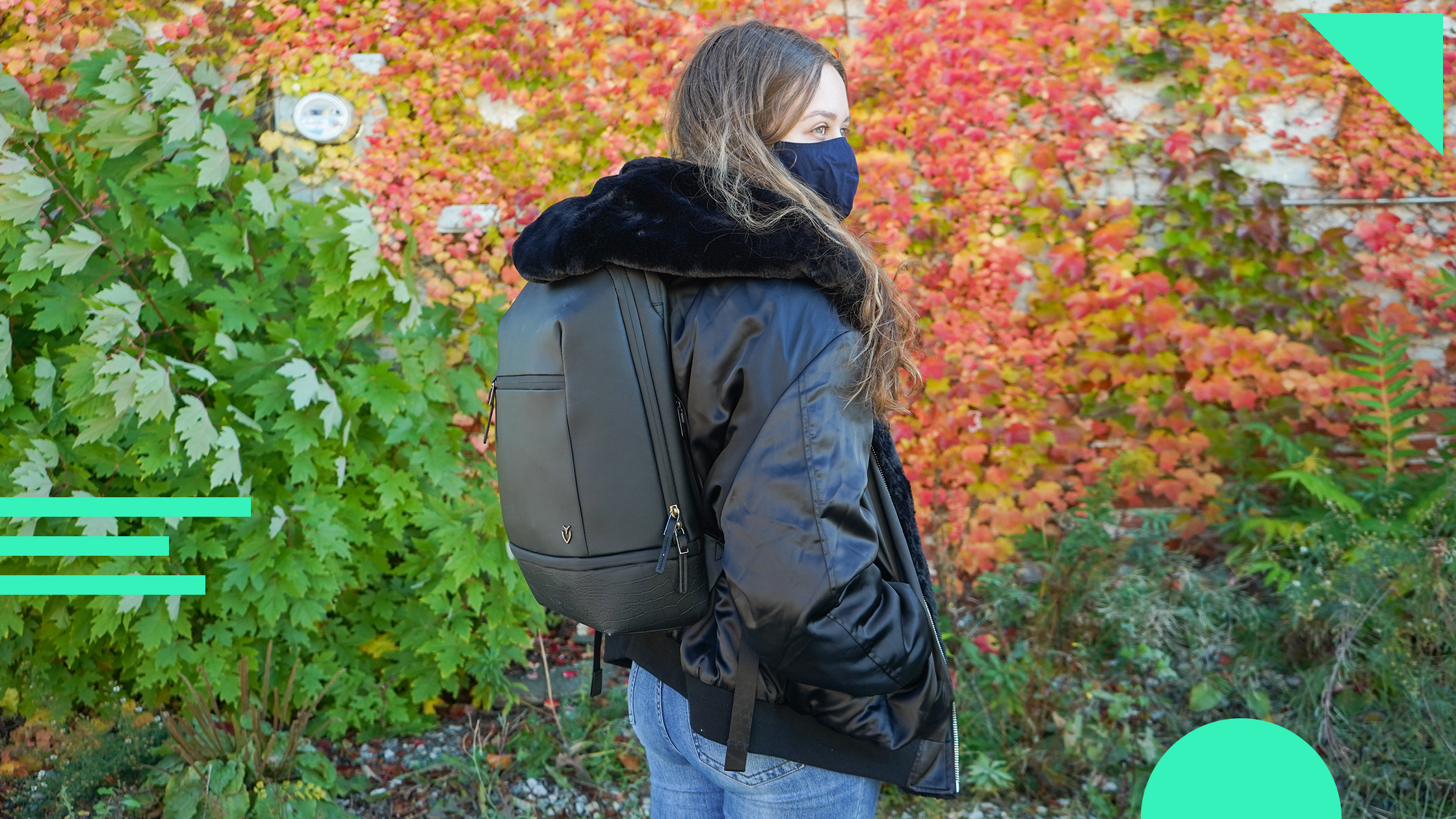 Watch VESSEL Signature 2.0 Backpack Review on Amazon Live