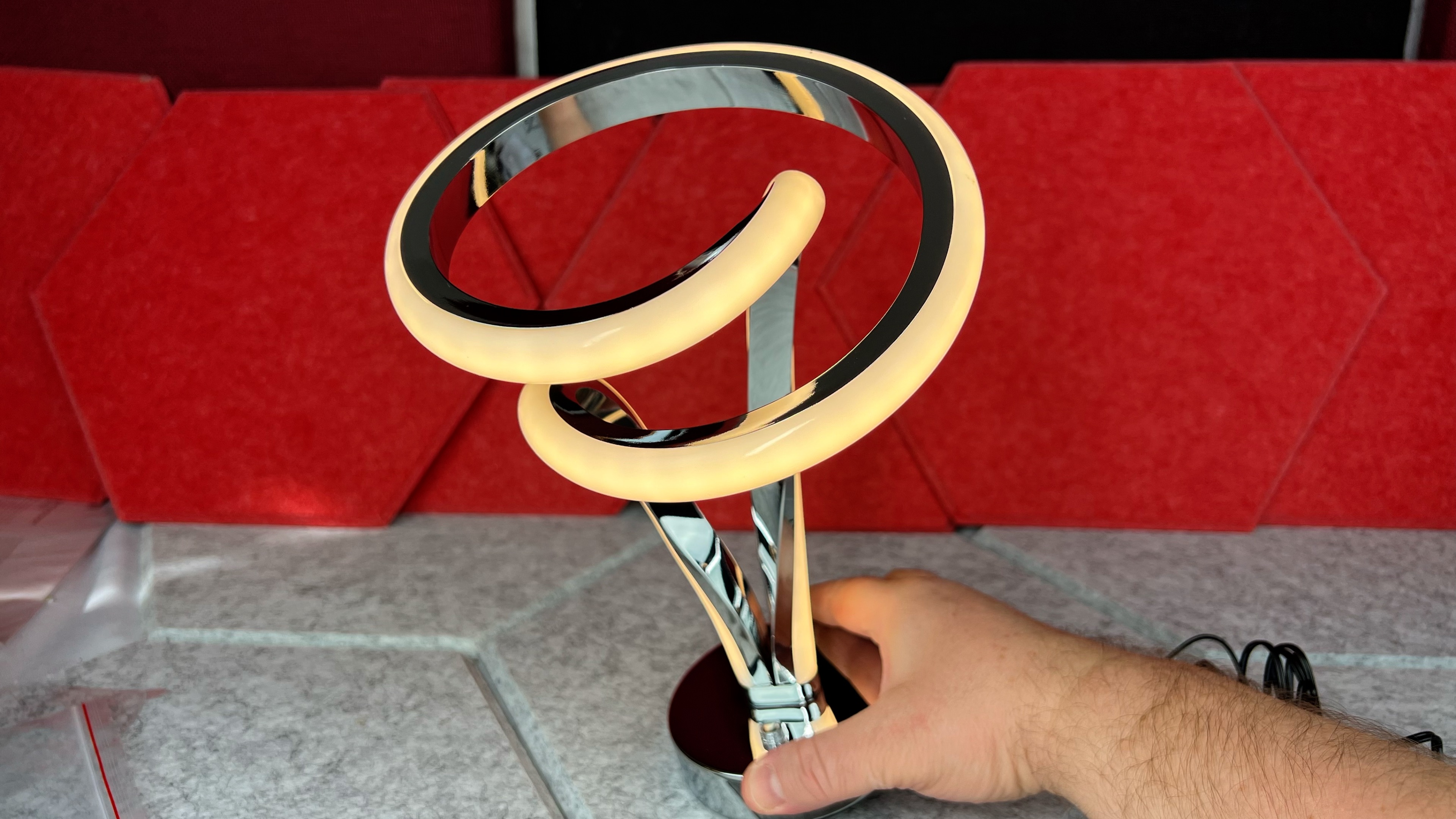 Watch Modern Spiral RGB Color Changing Lamp Review on Amazon Live