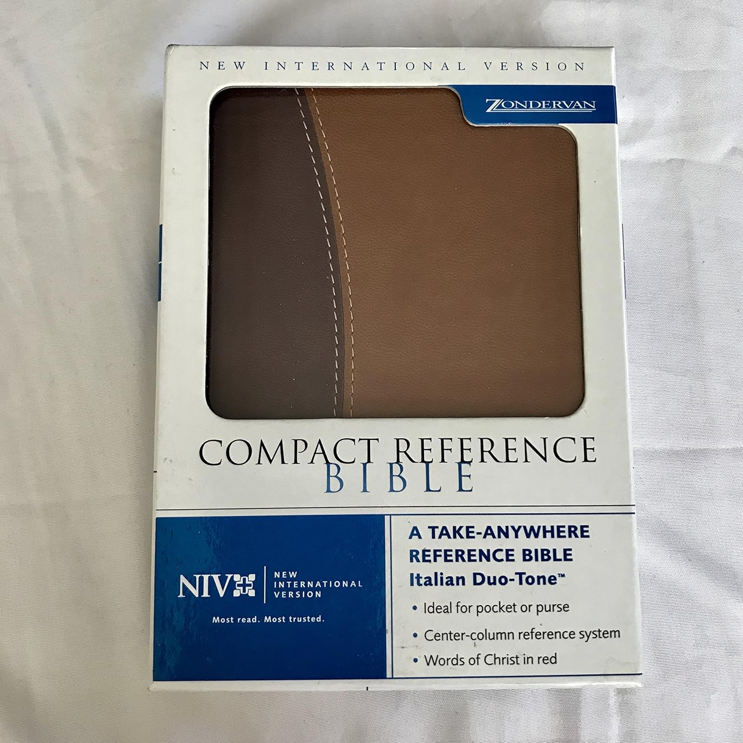 NIV Compact Reference Bible: Zondervan: 9780310933236: Amazon.com: Books