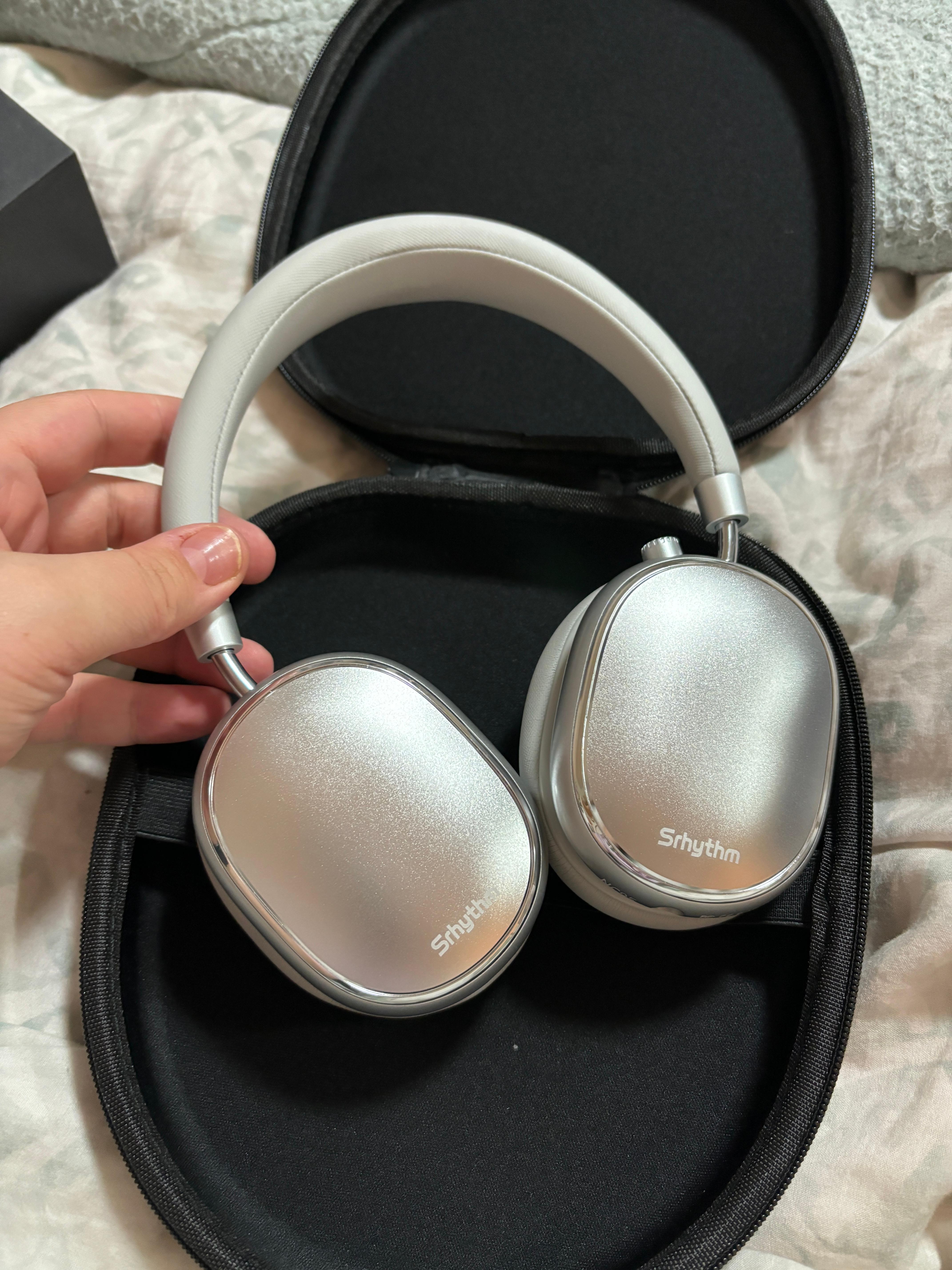 Watch Honest Review of the Srhythm NiceComfort 95 Headphones on Amazon Live