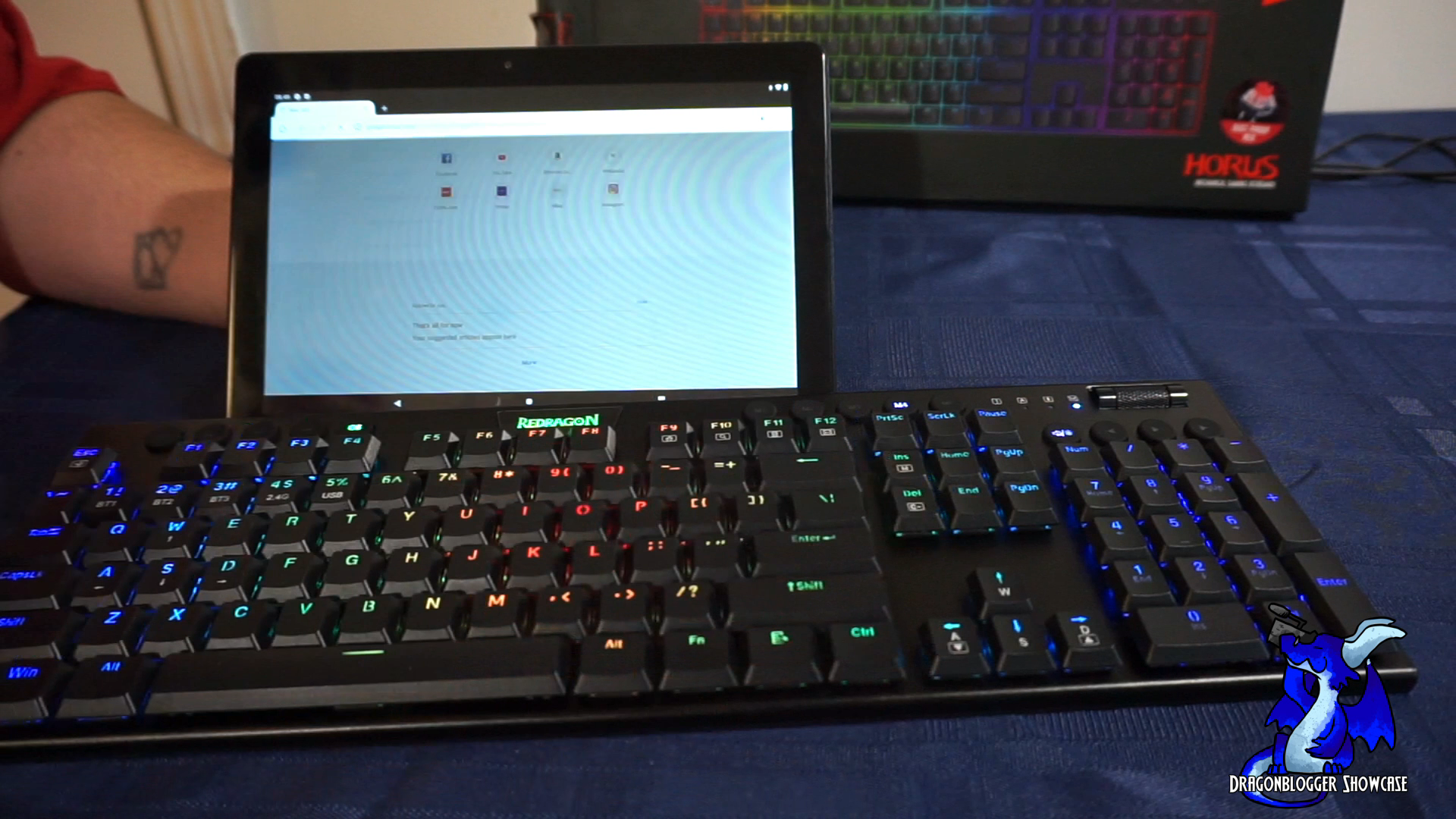 Watch Redragon HORUS K618 Keyboard Unboxing And Overview on Amazon Live