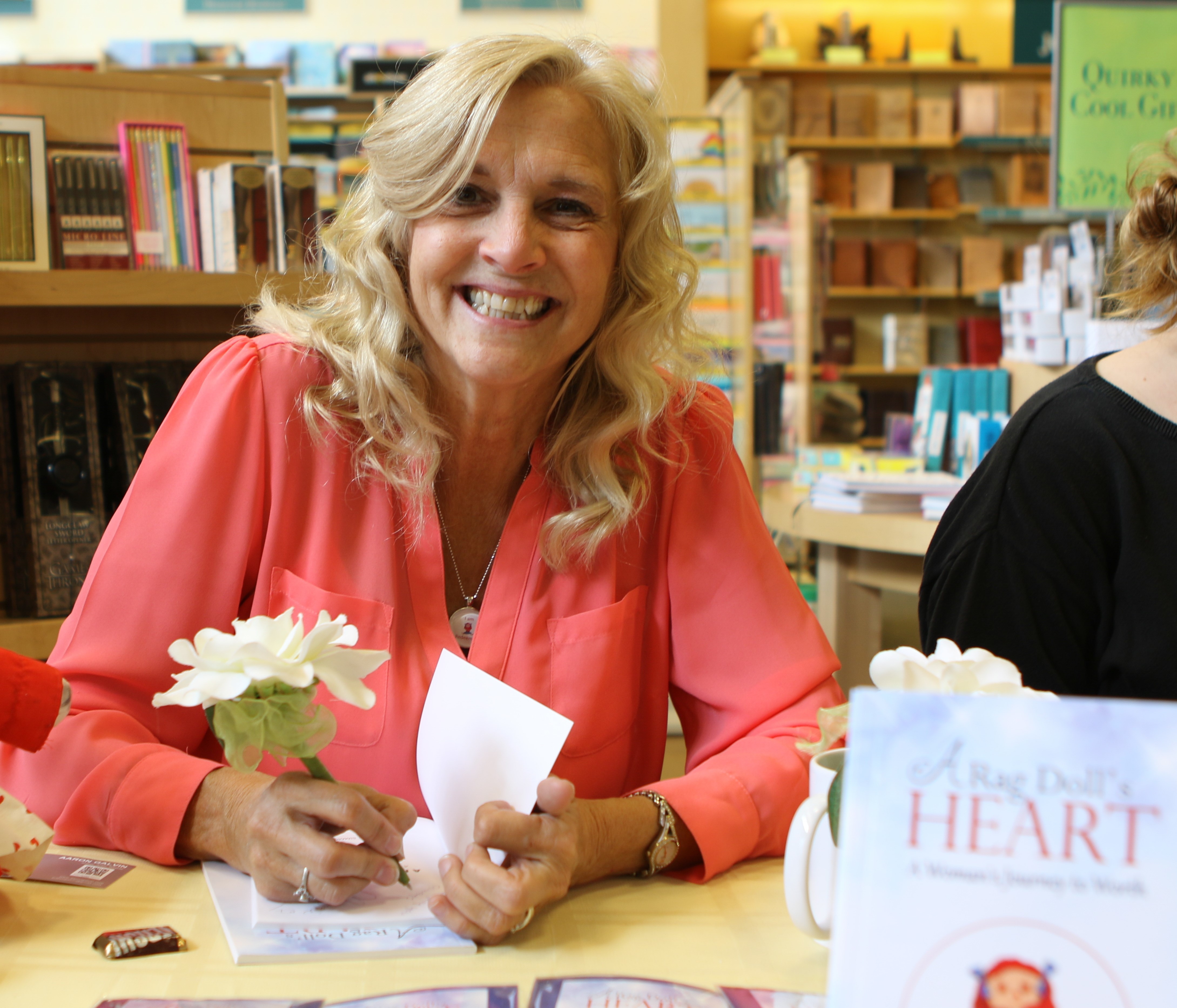 Amazon.com: Maggie Simmons: books, biography, latest update