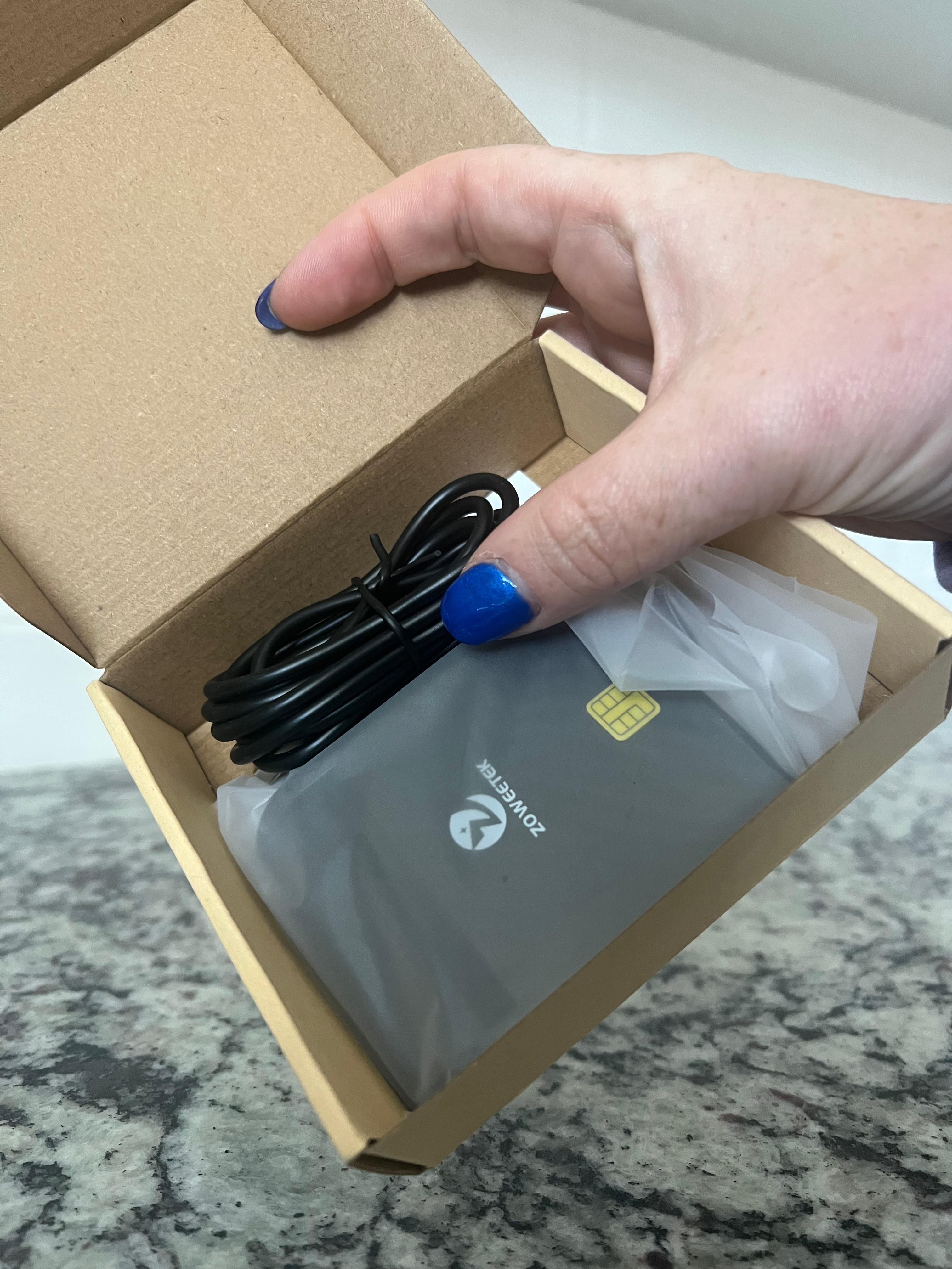 Watch Unboxing the ZOWEETEK CAC Reader for military and DoD IDs on ...