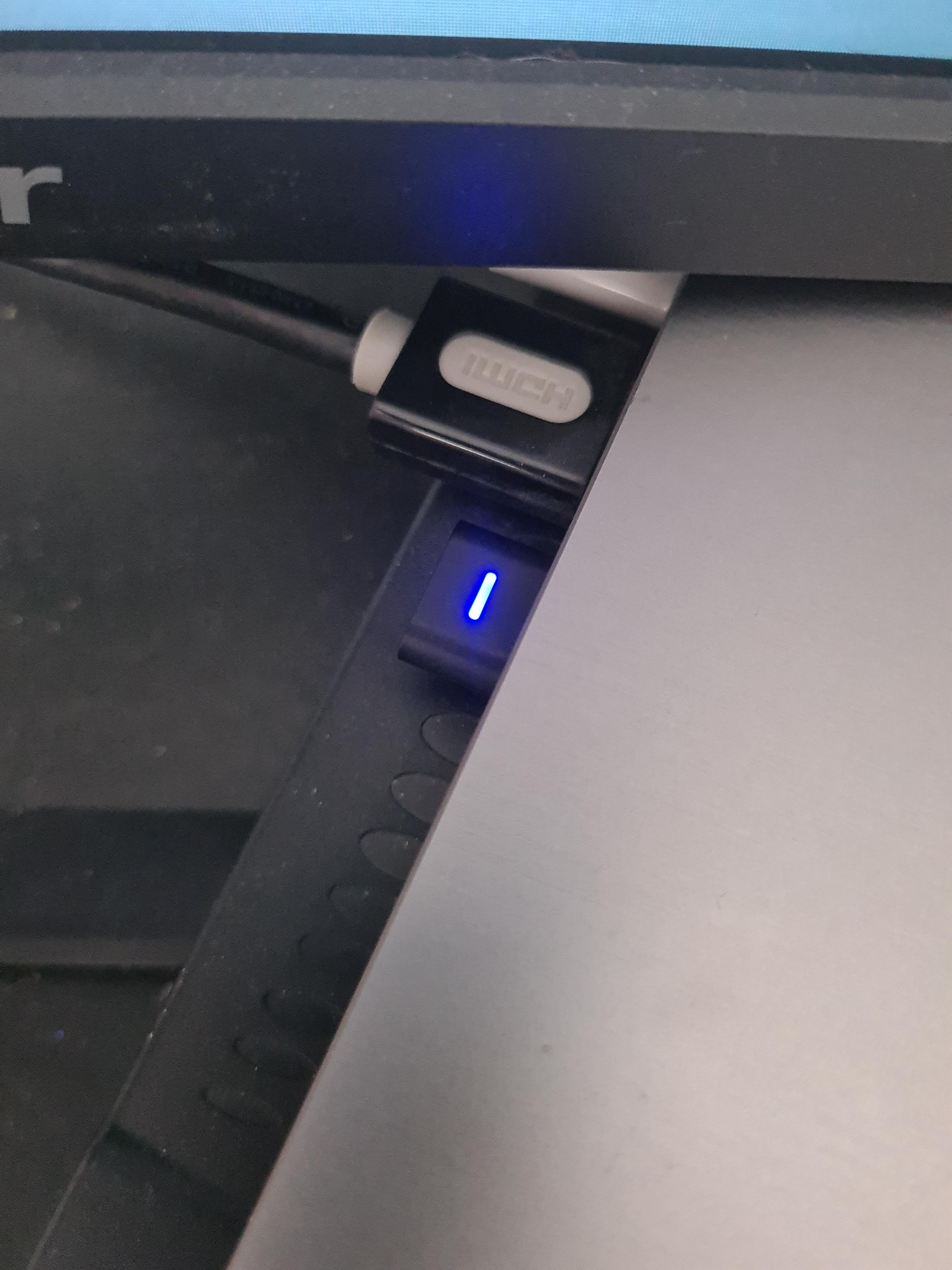 Bose USB Link Bluetooth Module & Noise Cancelling Headphones 700 - Over ...