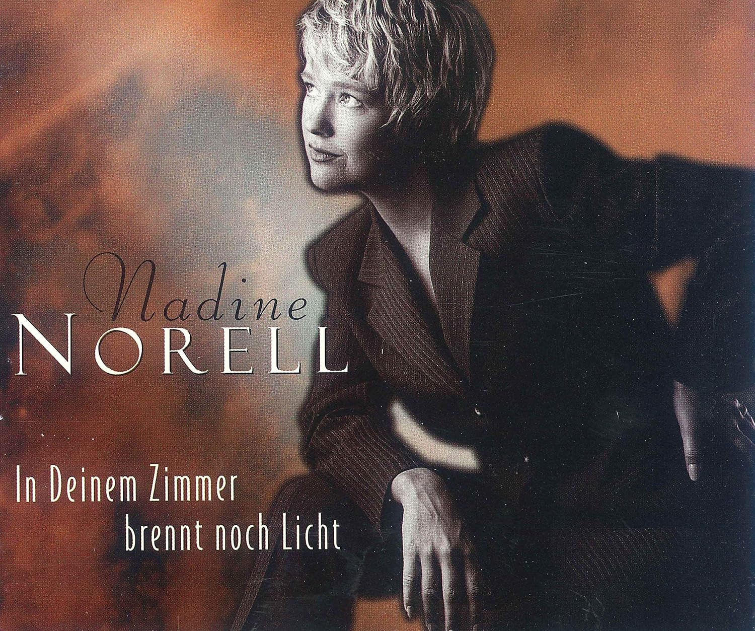 Amazon.co.jp: In deinem Zimmer brennt noch Licht [Single-CD]: Music