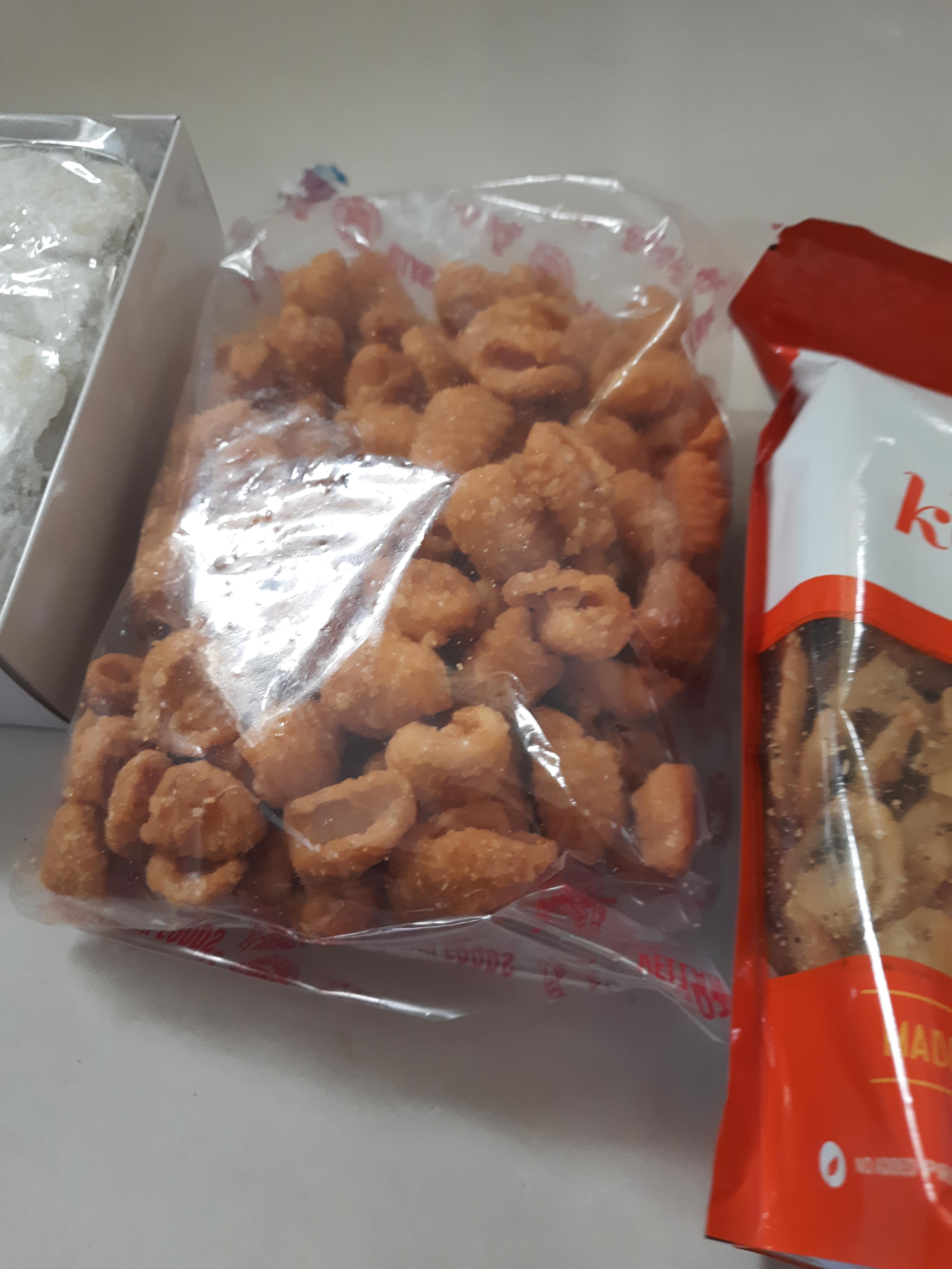 Vellanki Foods Andhra Sweets Gavvalu(500gms) : Amazon.in: Grocery ...