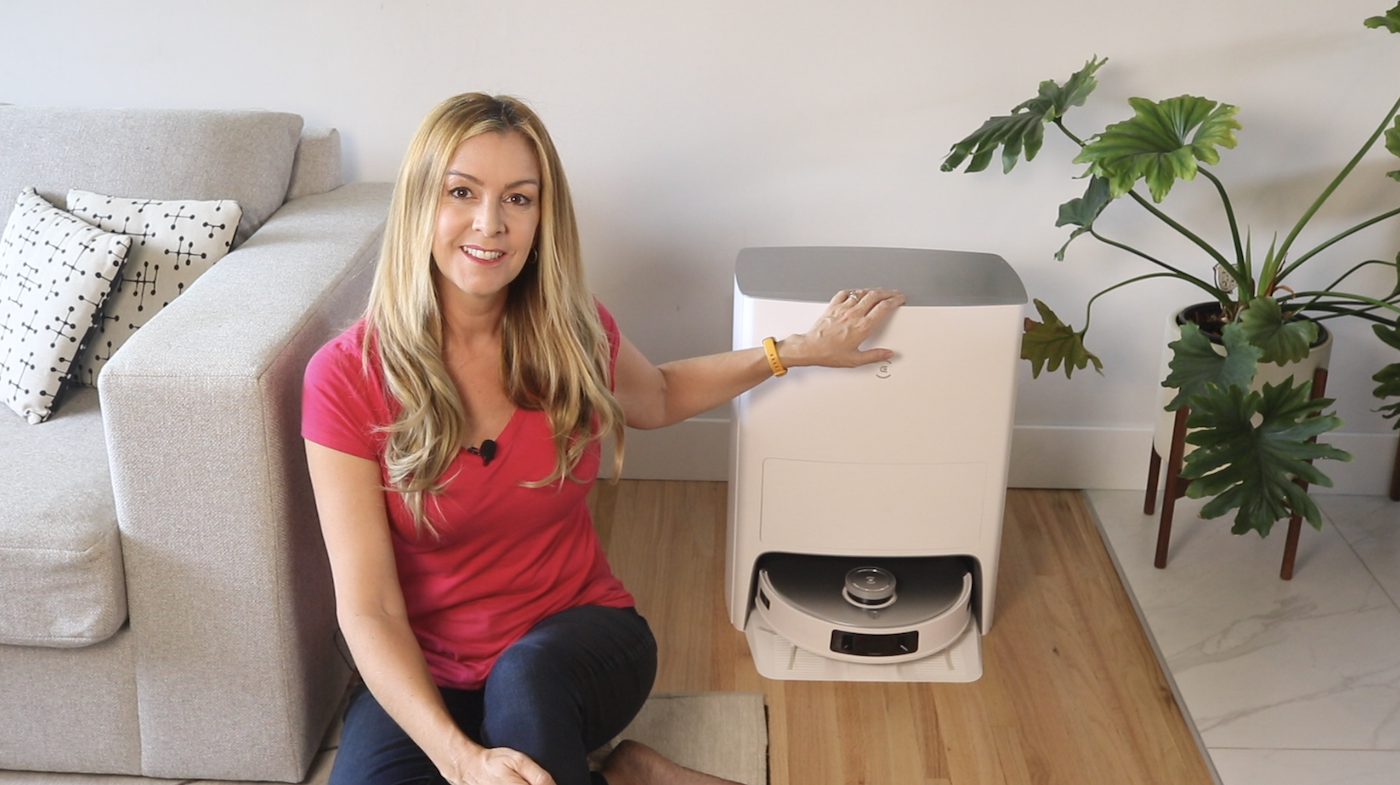 Watch My in-home Review& Ecovacs Deebot T20 OMNI vacuum-mop on Amazon Live