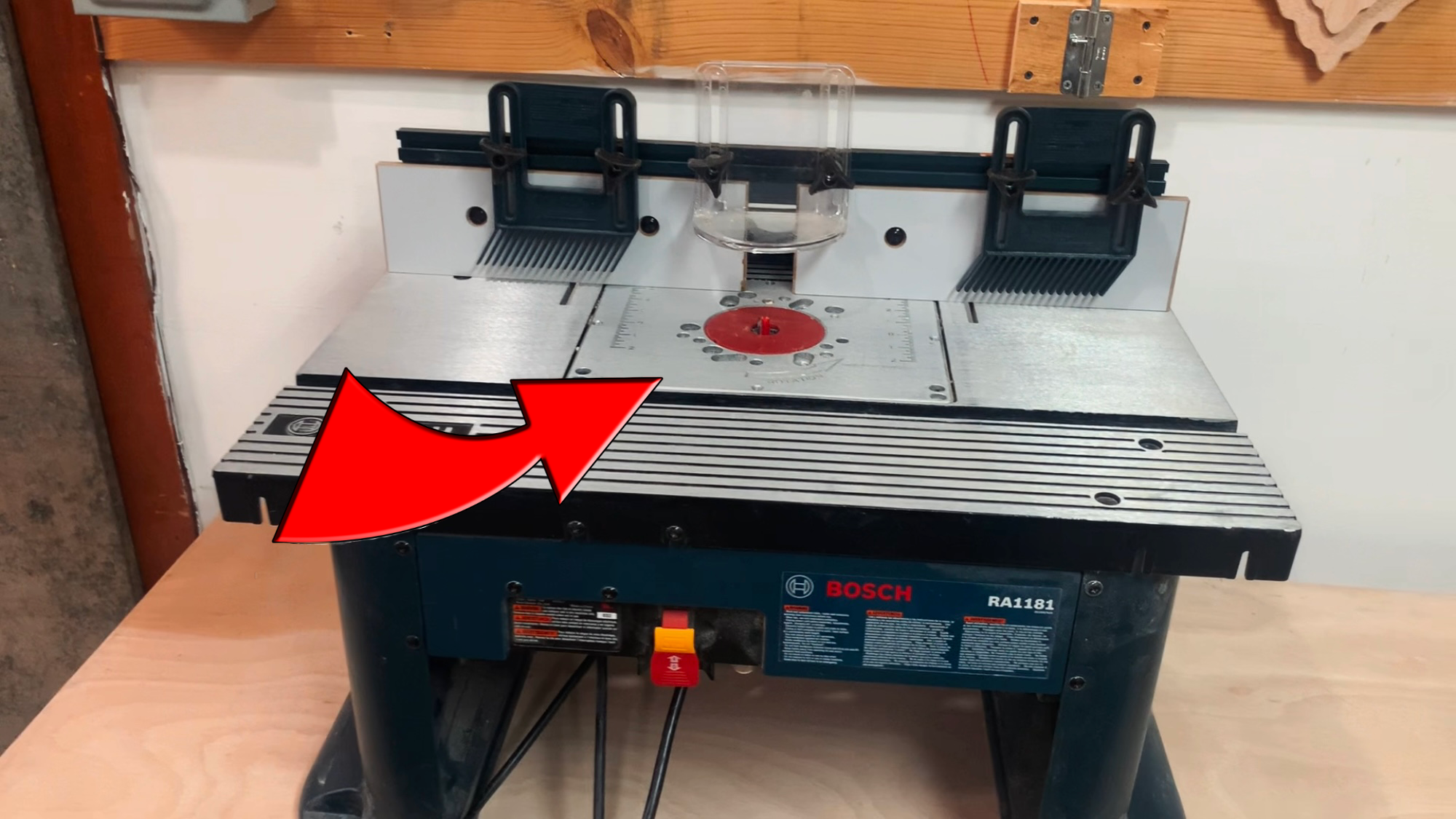 Watch Quick Look At This Bosch Router Table on Amazon Live