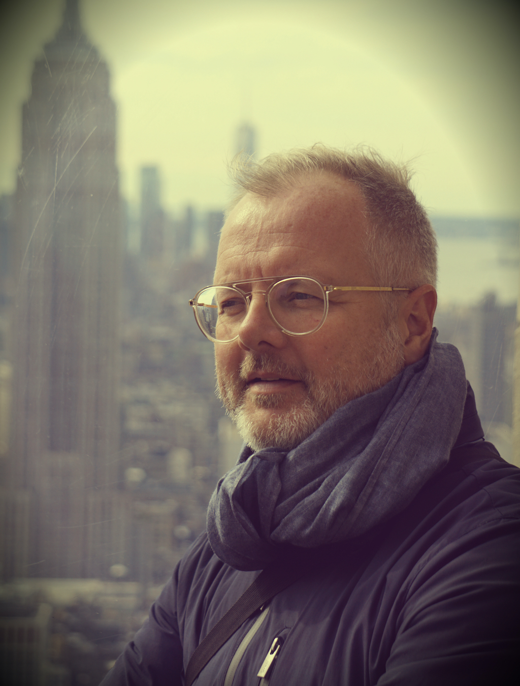Amazon.com: Christian Knäbel: books, biography, latest update