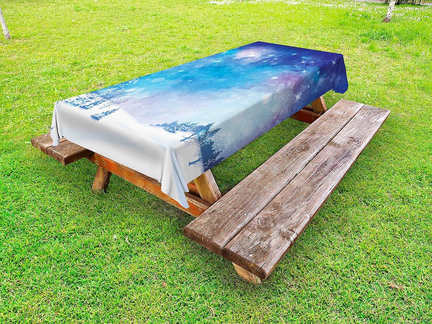 Amazon.com: Lunarable Night Sky Outdoor Tablecloth, Christmas Themed ...