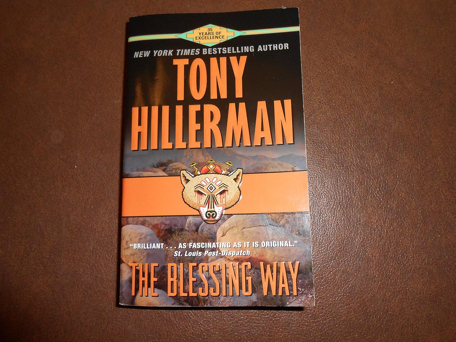 The Blessing Way (Joe Leaphorn Novels): Hillerman, Tony: 9780061000010 ...