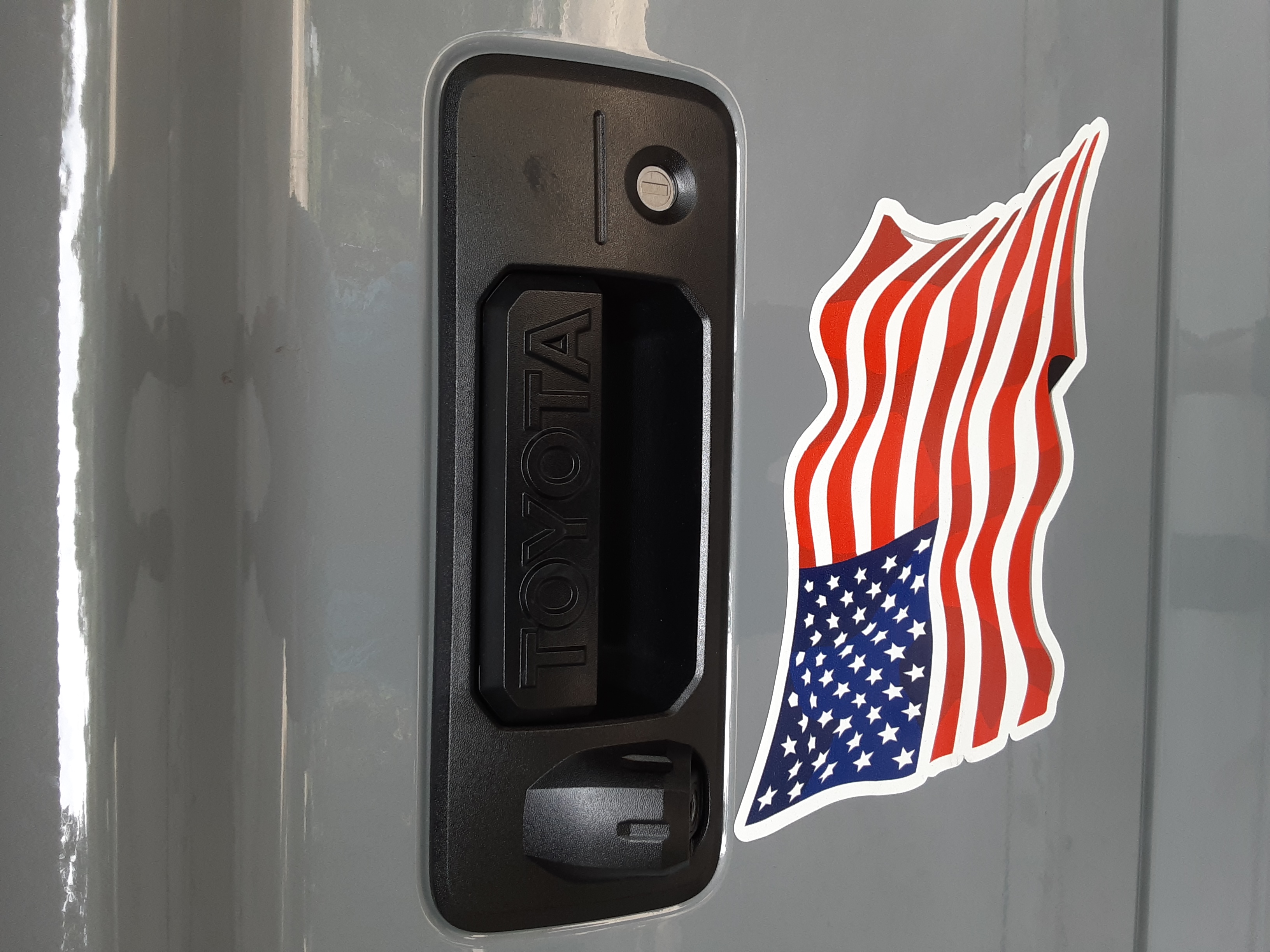Amazon.com - Magnet Large Waving American Flag Magnetic Sticker (USA ...