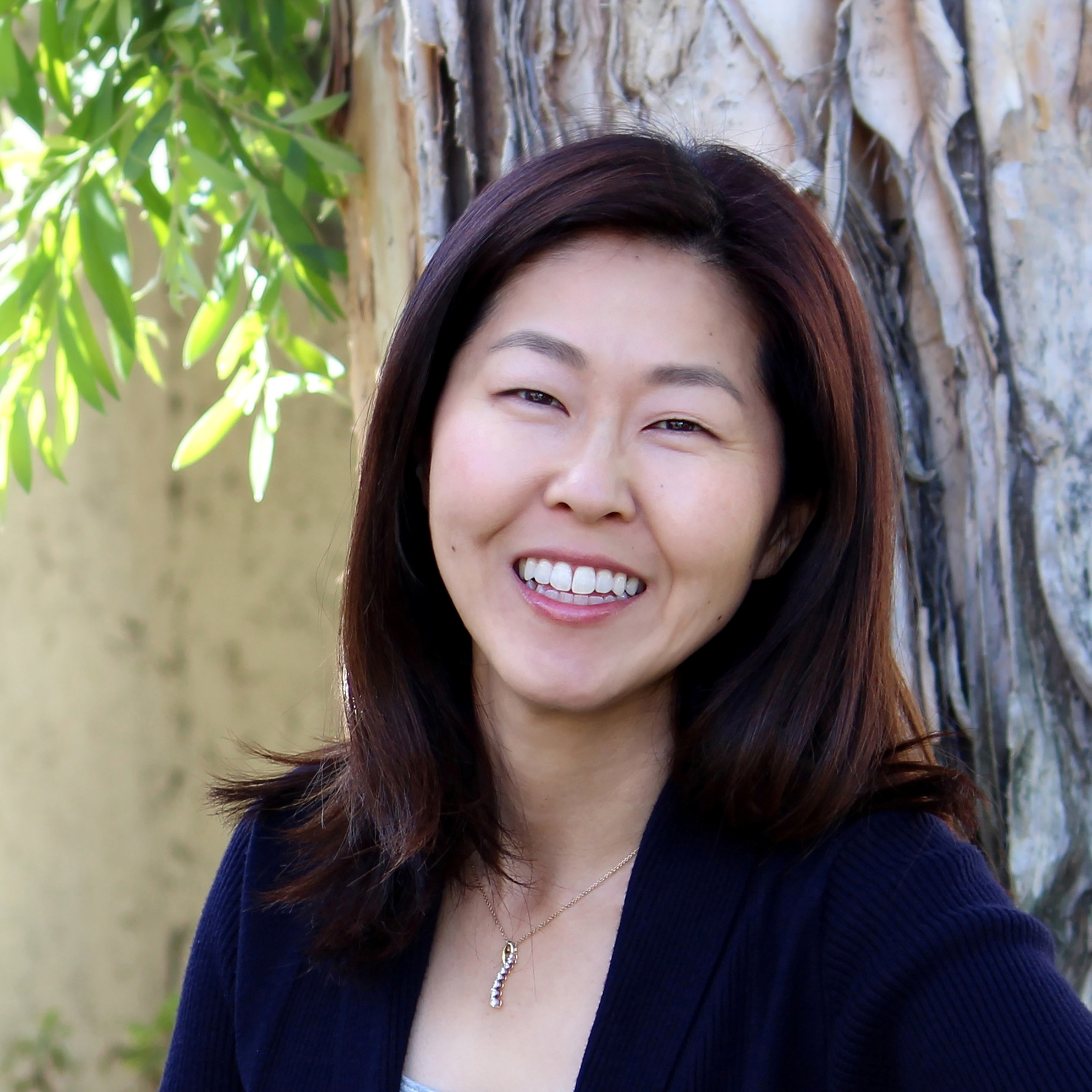 Kris Lee's Instagram, Twitter & Facebook on IDCrawl