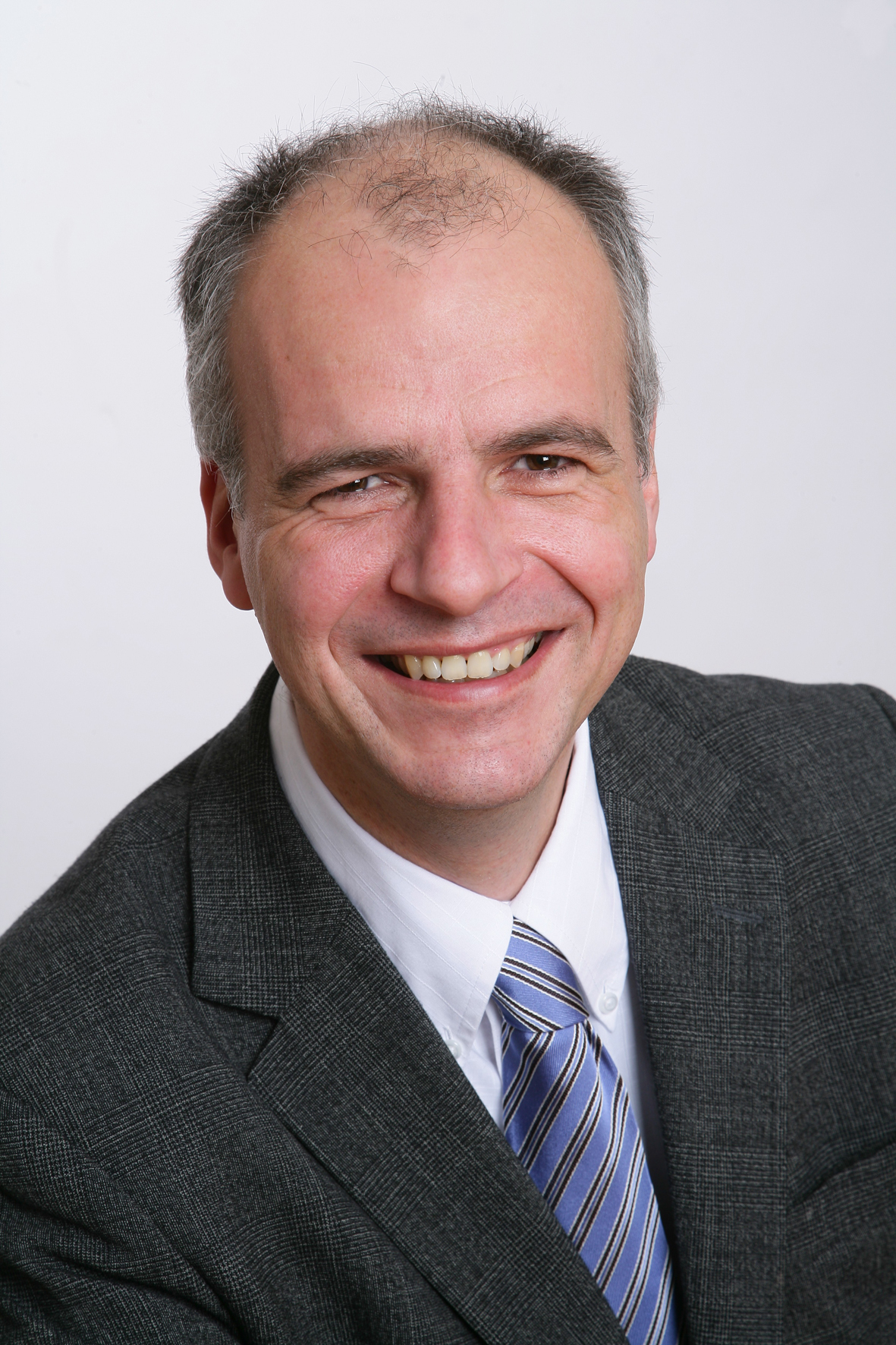 Amazon.de: Kai Fischer: Bücher, Biographie, neuestes Aktualisierung