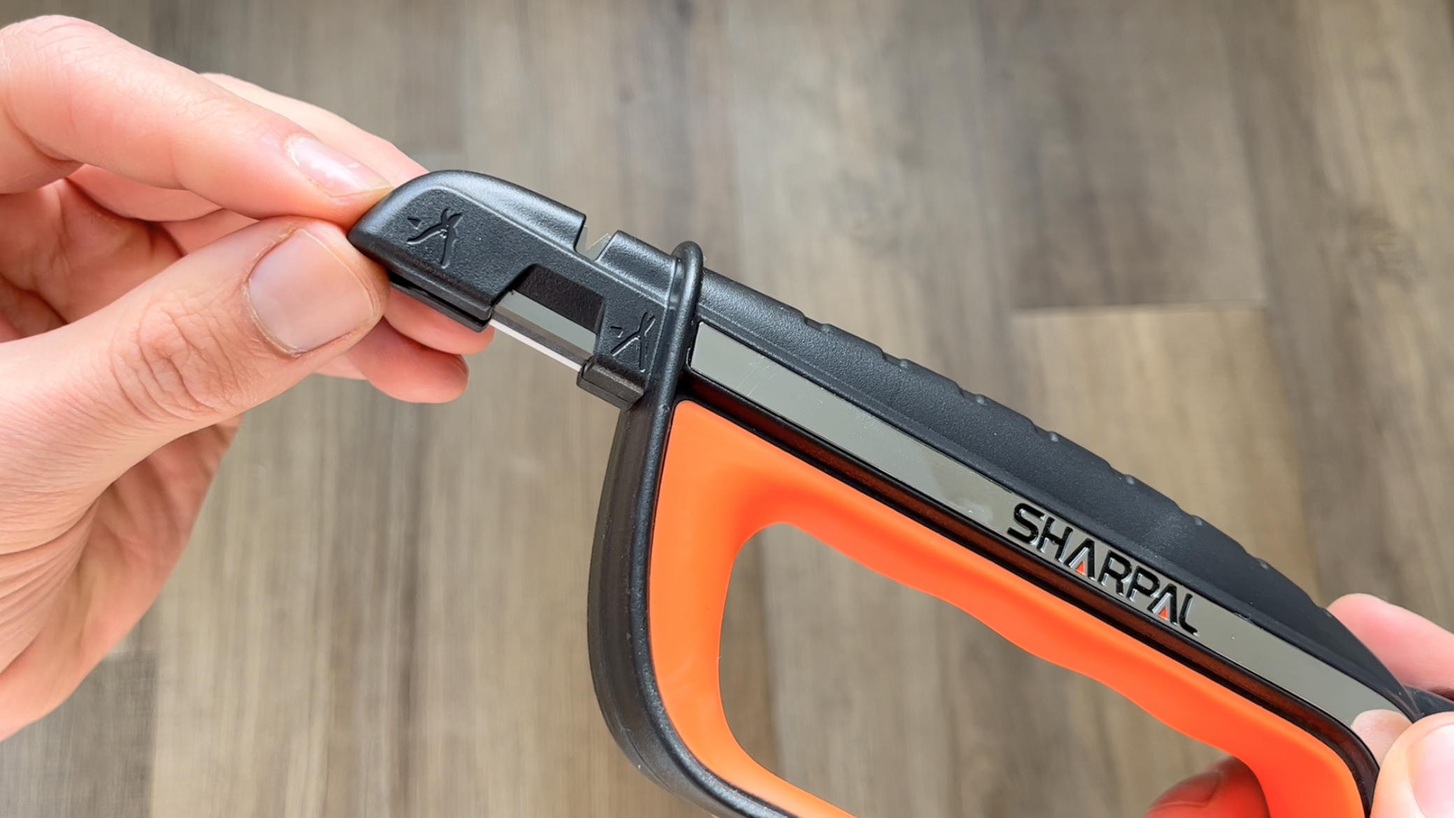 Watch Key Features of The SHARPAL All-in-1 Multi-Sharpener on Amazon Live