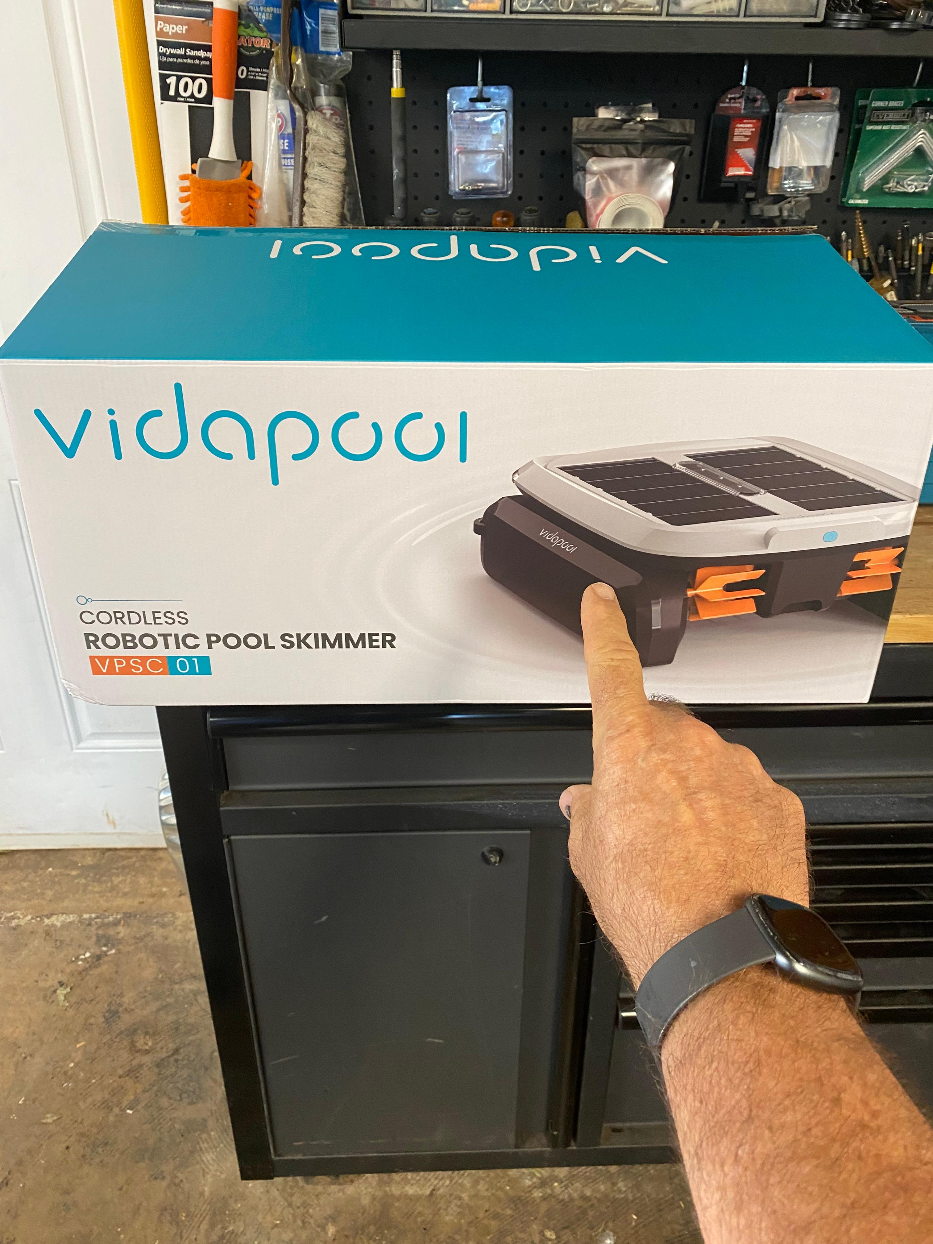 Watch HONEST INFO-Vidapool Solar Powered Robotic Pool Skimmer on Amazon ...
