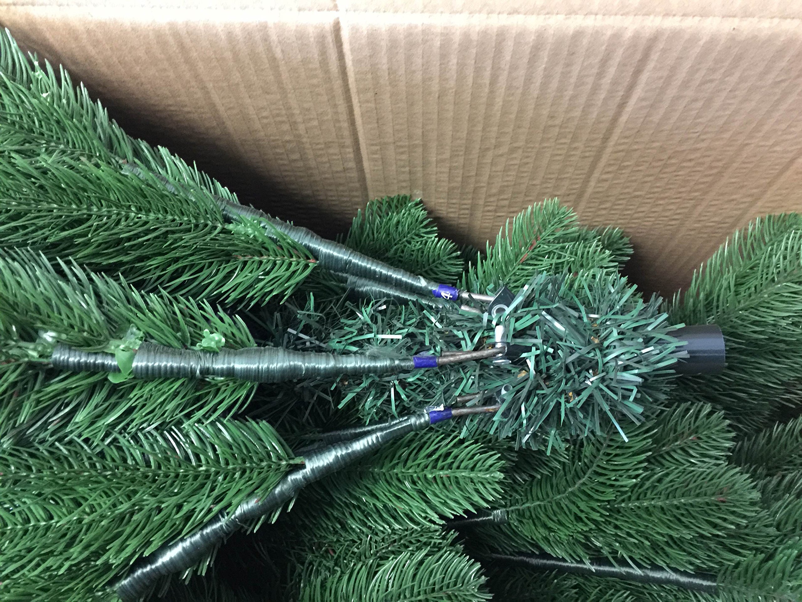 Realfeel Artificial Christmas Trees The 19 Best Artificial Christmas
