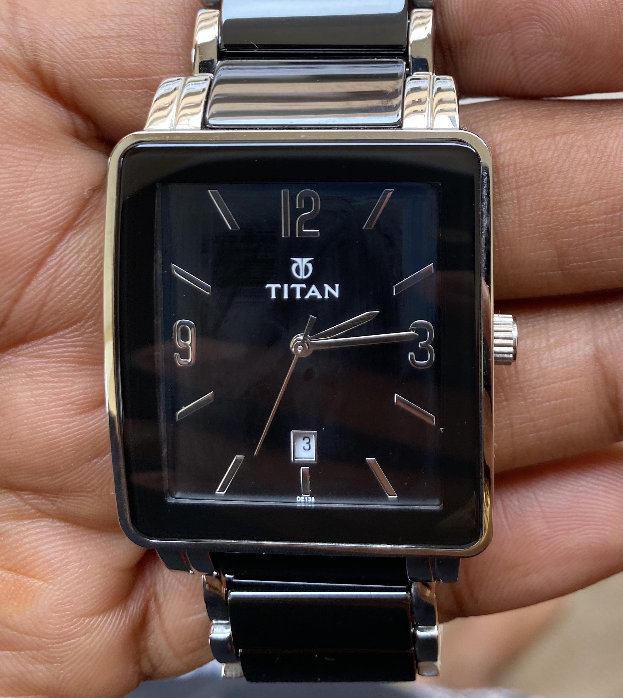 Titan Ceramic Analog Black Dial Men's Watch-NL90013SD02 : Amazon.in ...