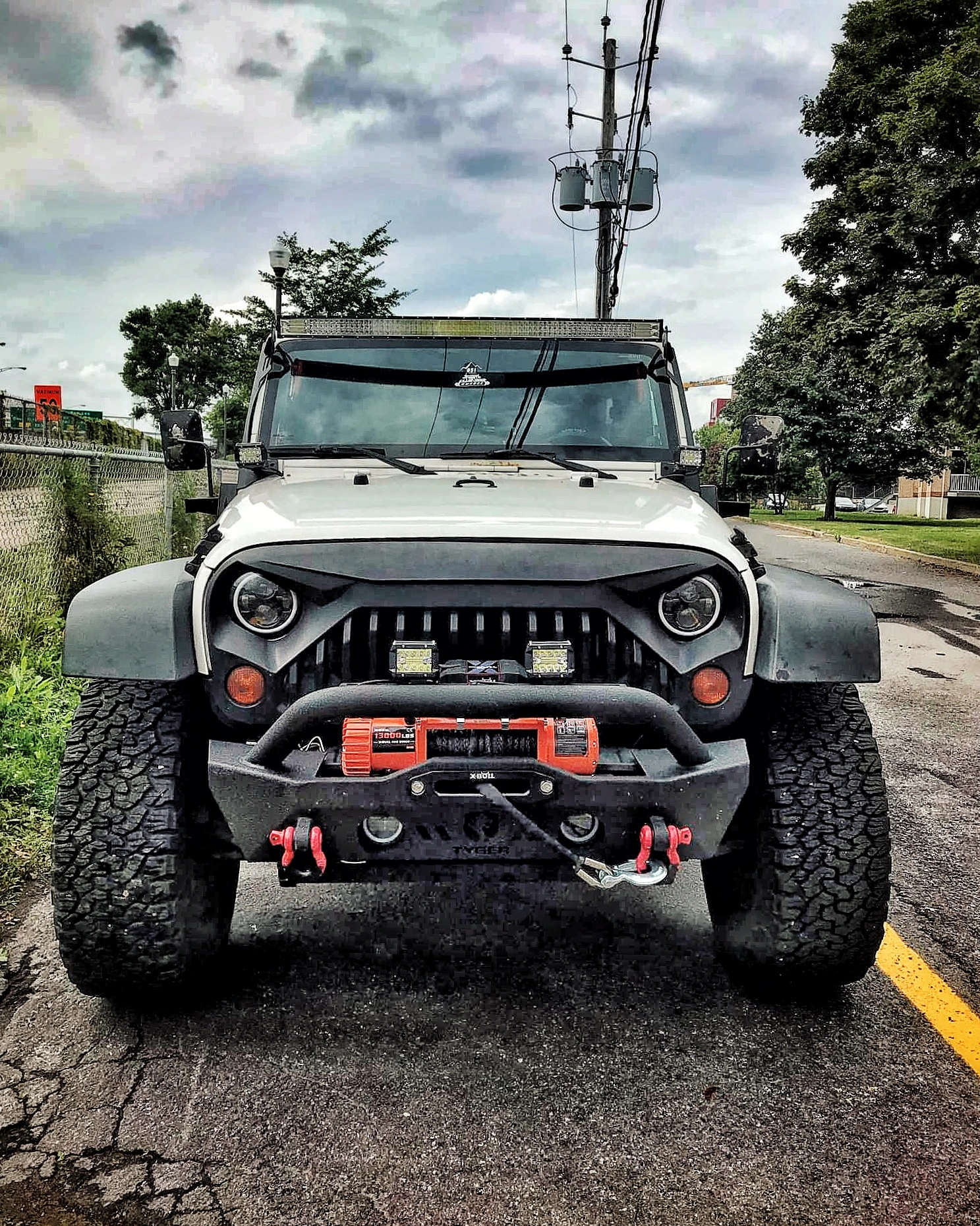 Tyger Auto TG-BP6J70078 Tyger Fury Stubby Front Bumper w/Winch Plate ...