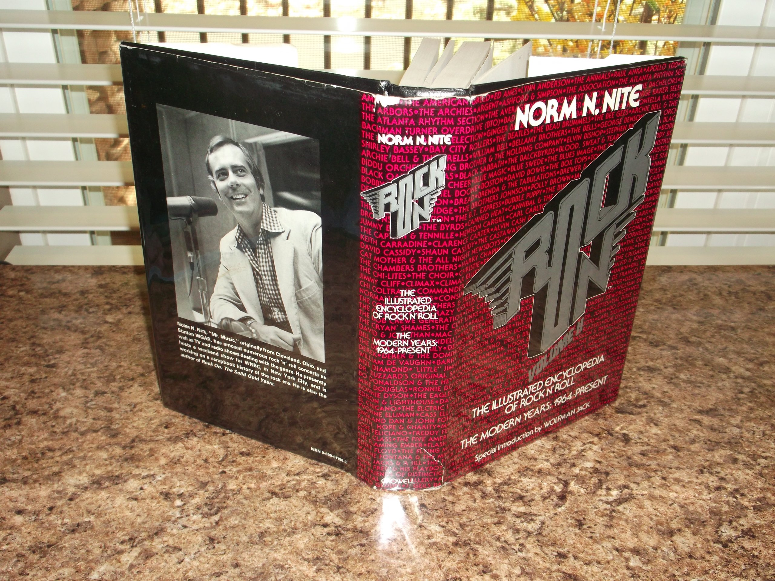 Rock On, Volume II : The Illustrated Encyclopedia of Rock N' Roll, The ...