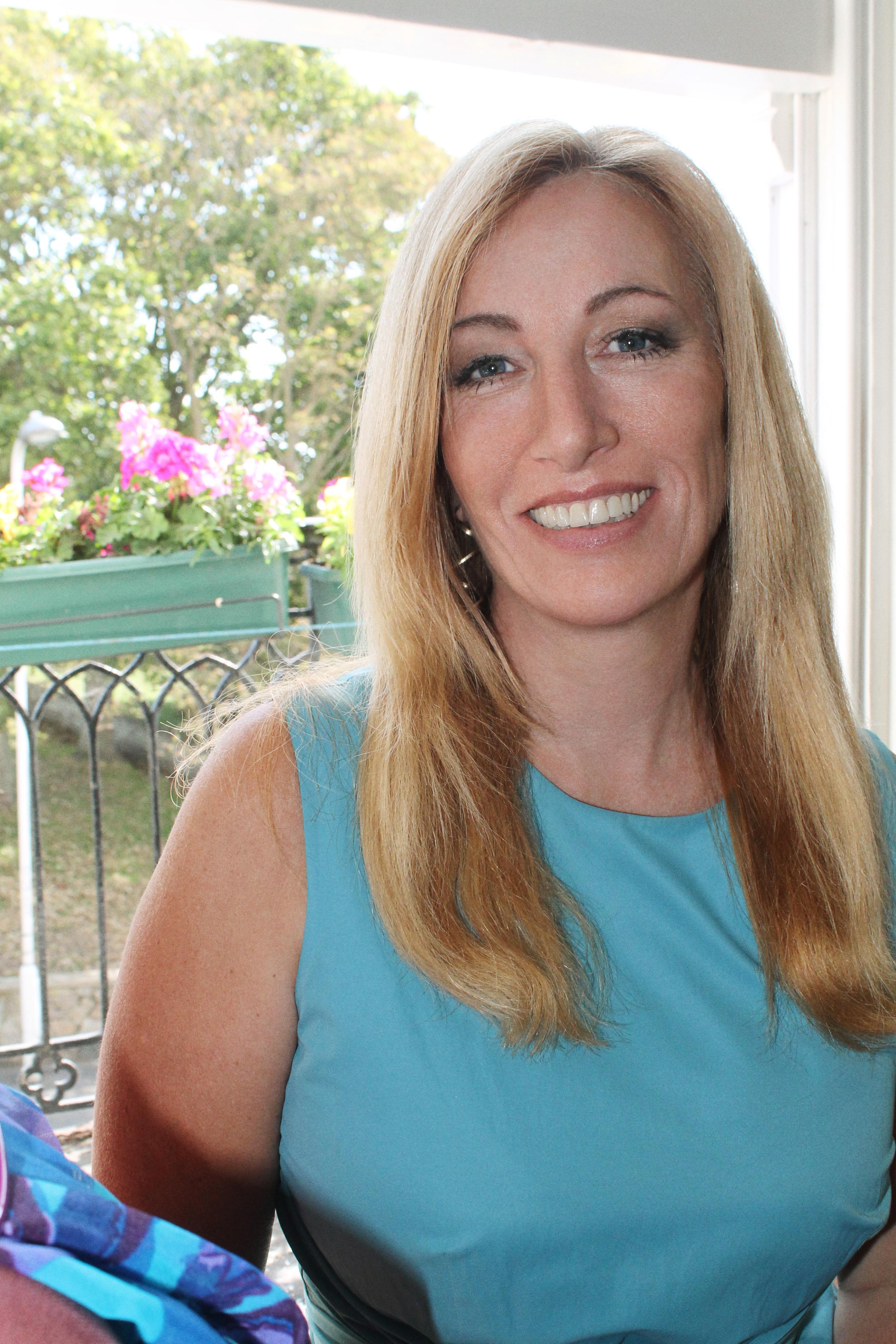 Amazon.com.au: Sara Alexi: books, biography, latest update