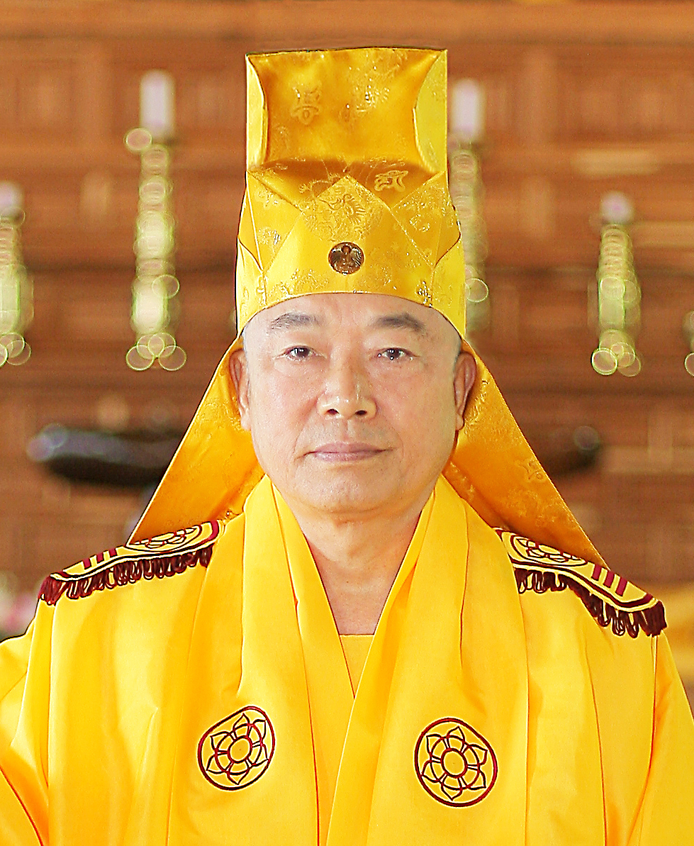 Amazon.com: DaeWon: books, biography, latest update