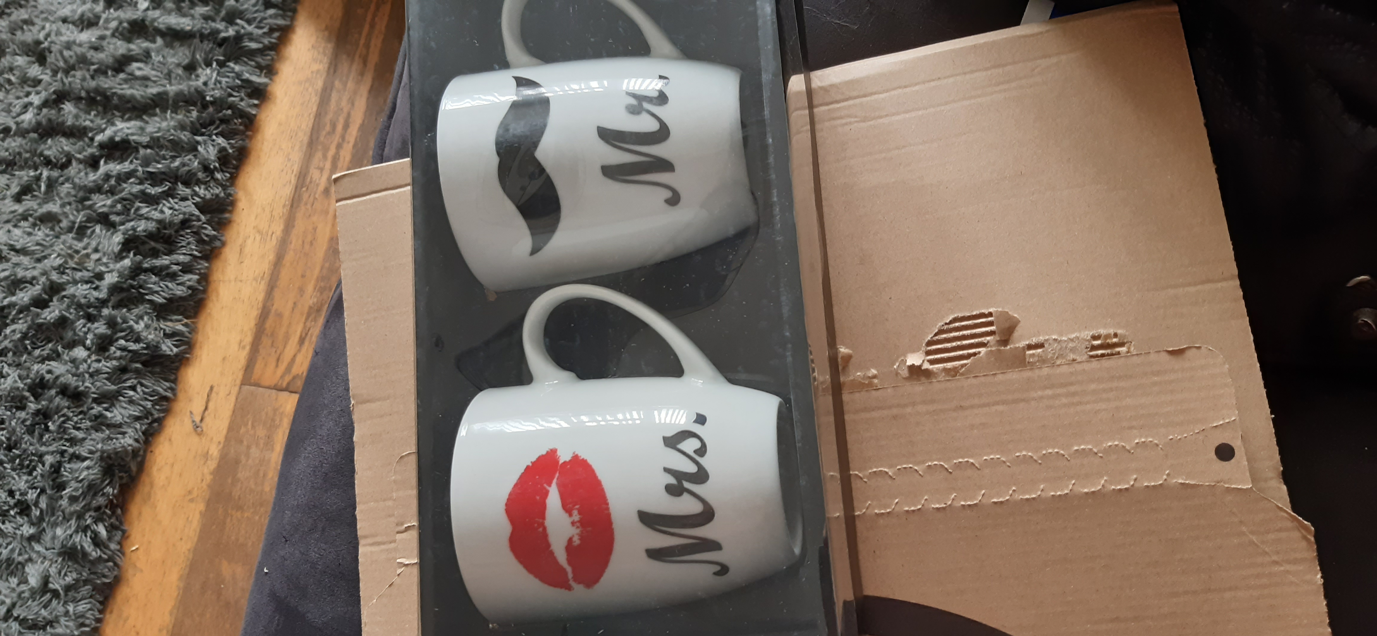 Mr & Mrs Porcelain Mug - Set of 2 : Amazon.co.uk: Home & Kitchen