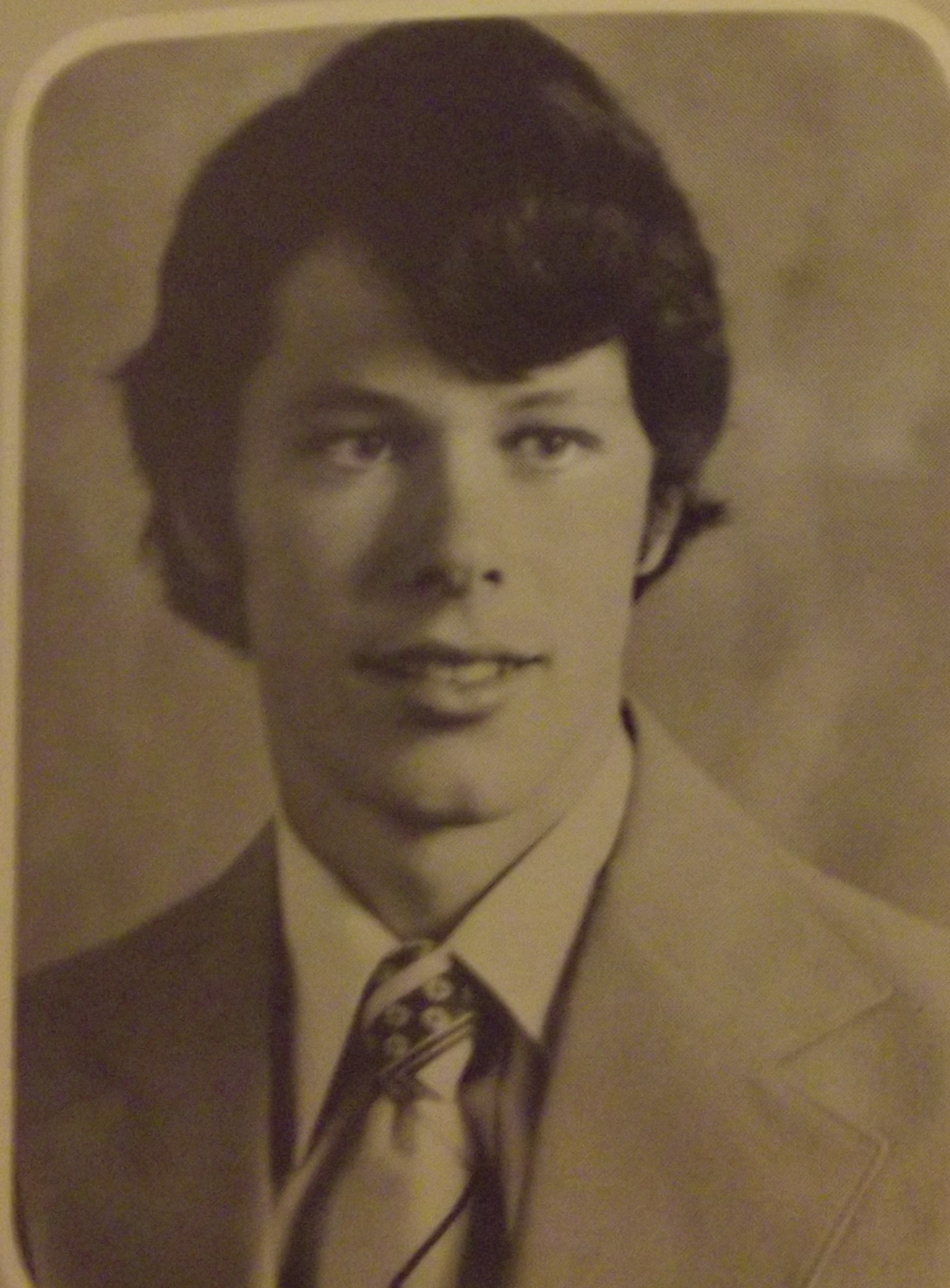 Gregory Born's Instagram, Twitter & Facebook on IDCrawl