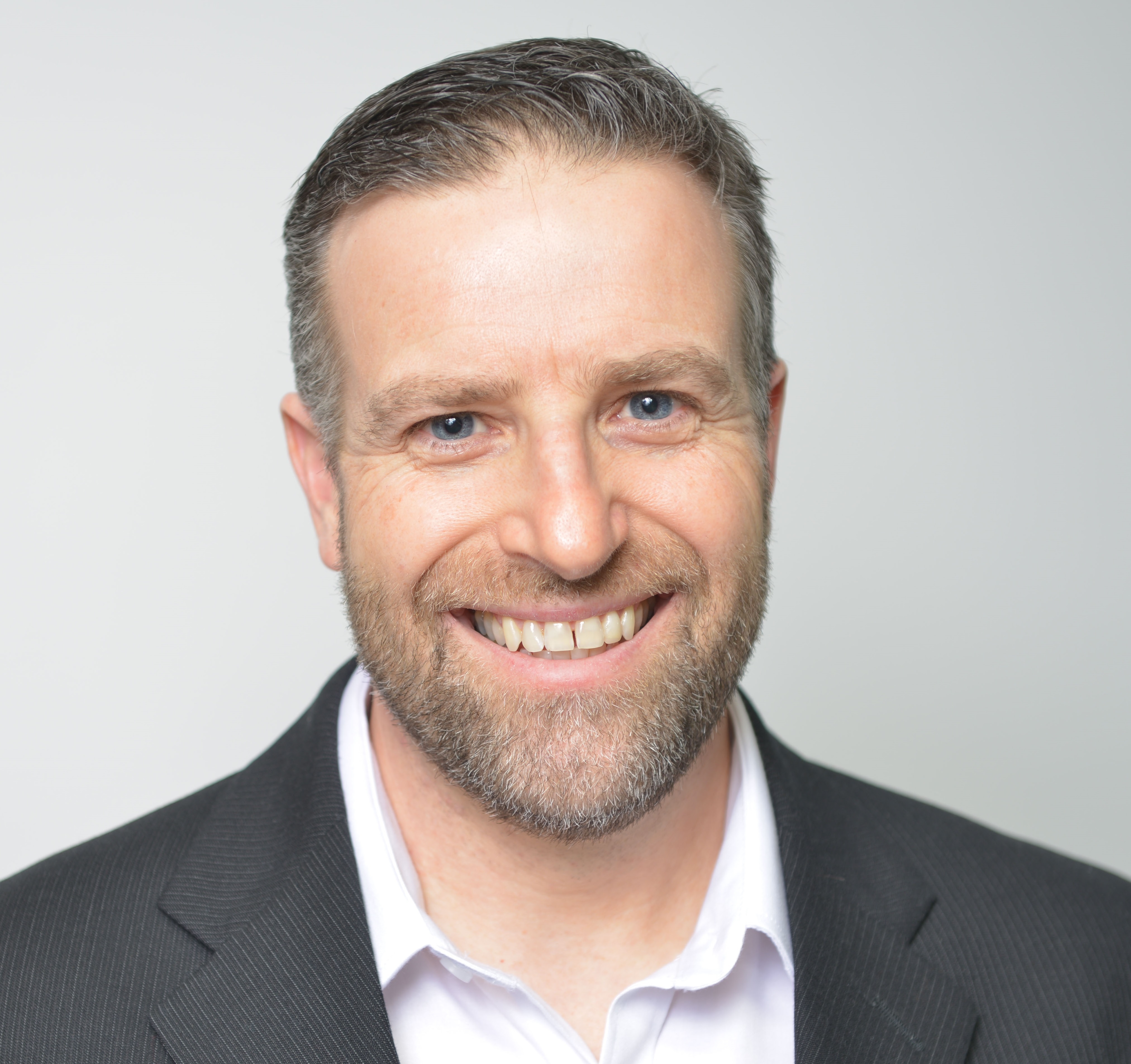 Amazon.com: Sean Robinson: books, biography, latest update