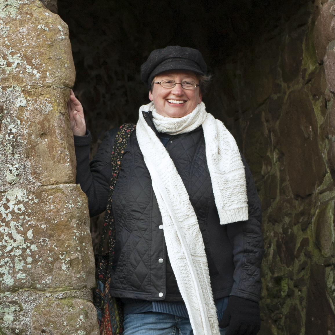 Amazon.com: Spellfinder (A Cassidy Edwards Novel Book 2) eBook : Caine ...