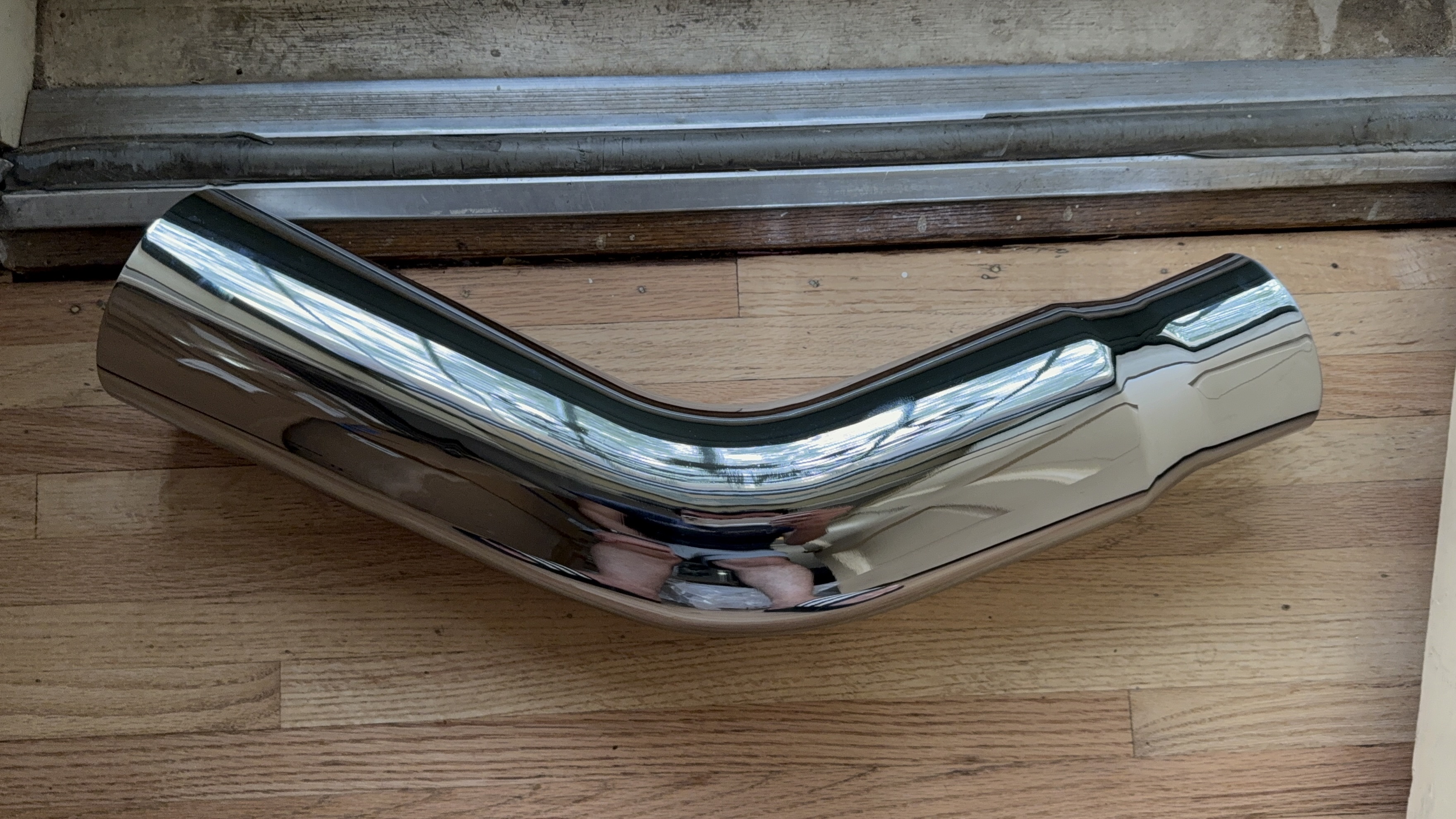 Watch 4-inch exhaust tip TRANSFORMS vehicle's look instantly on Amazon Live