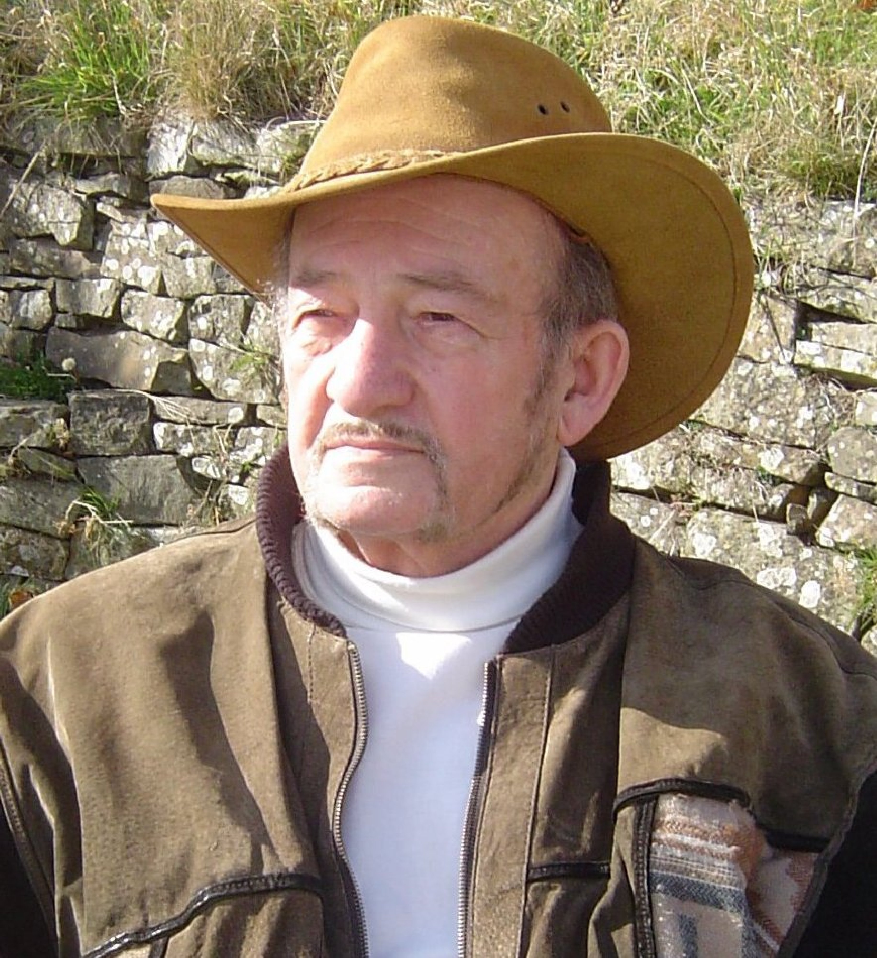 Amazon.com: Derek Wilson: books, biography, latest update