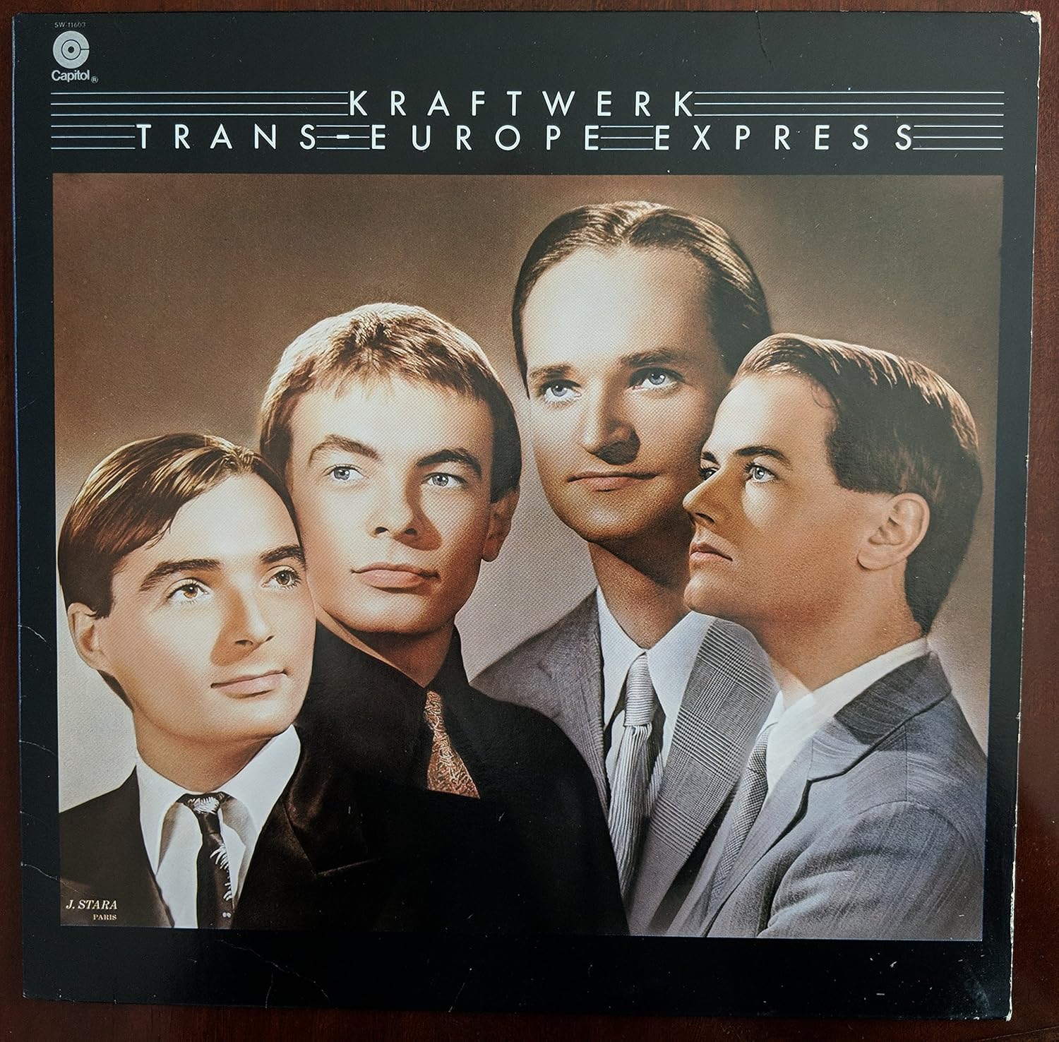 Amazon.com: KRAFTWERK / TRANS EUROPE EXPRESS: CDs & Vinyl