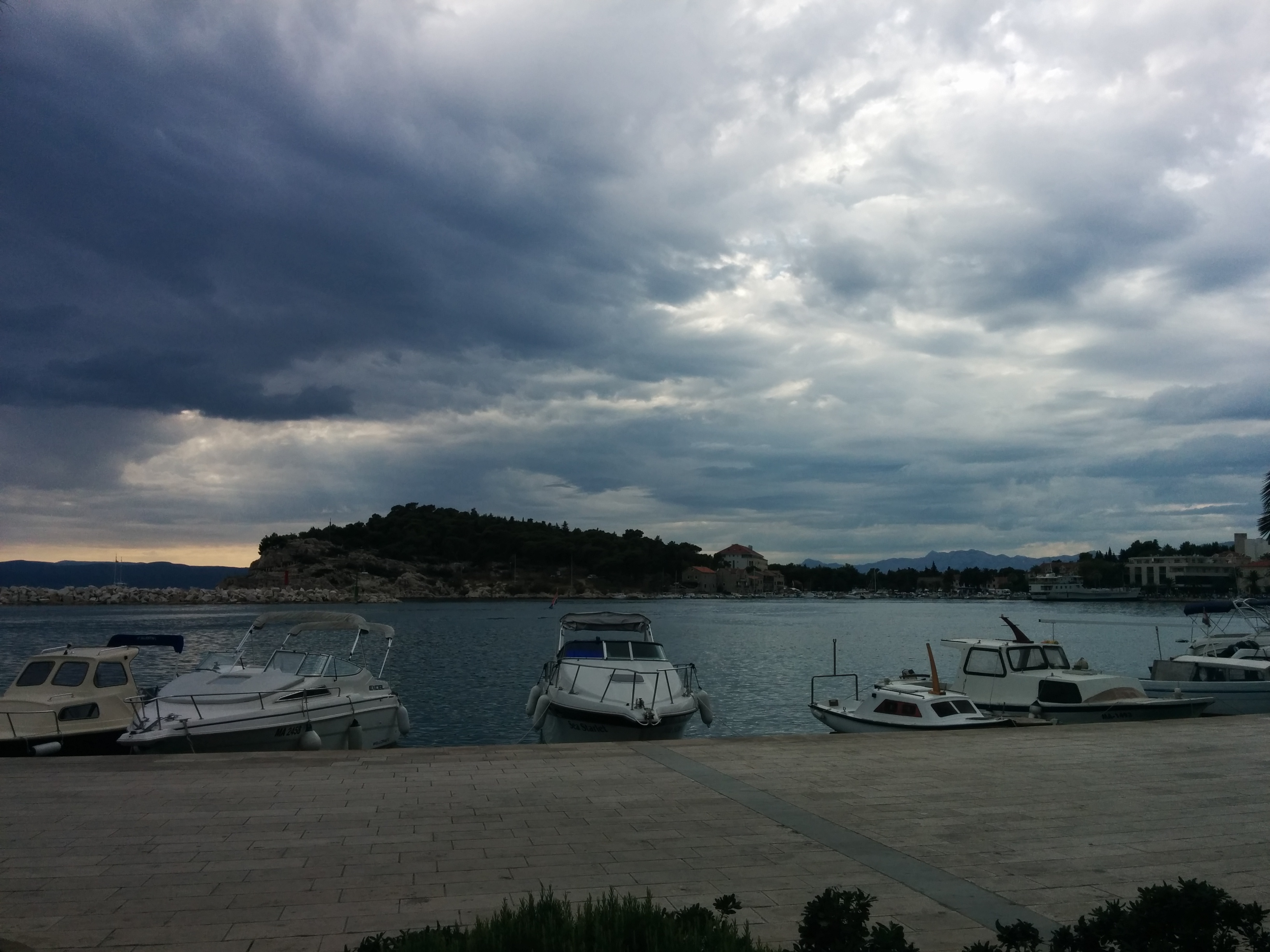 Amazon.com: Henry Ray: books, biography, latest update