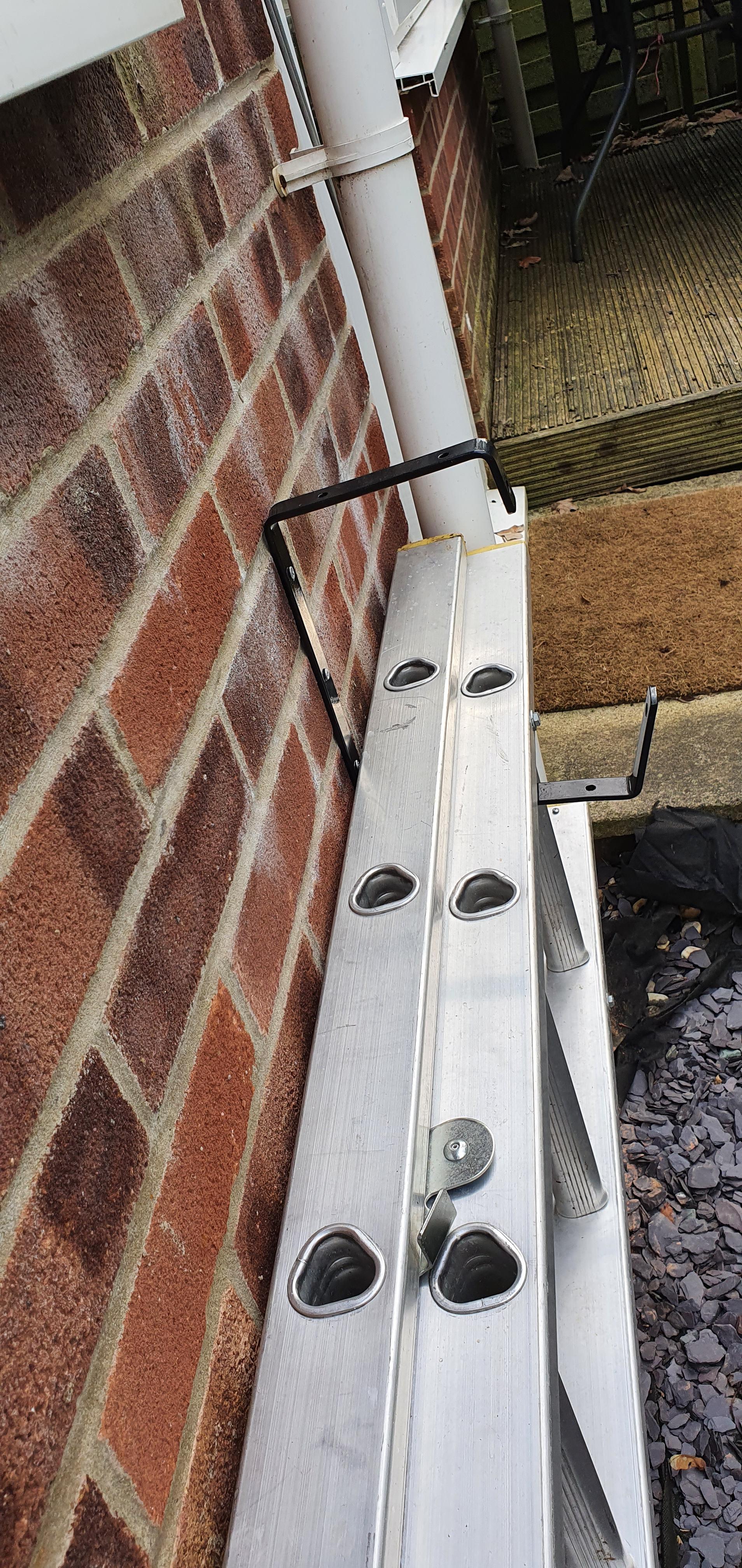 Rolson 60910 2 pc Ladder Brackets : Amazon.co.uk: DIY & Tools