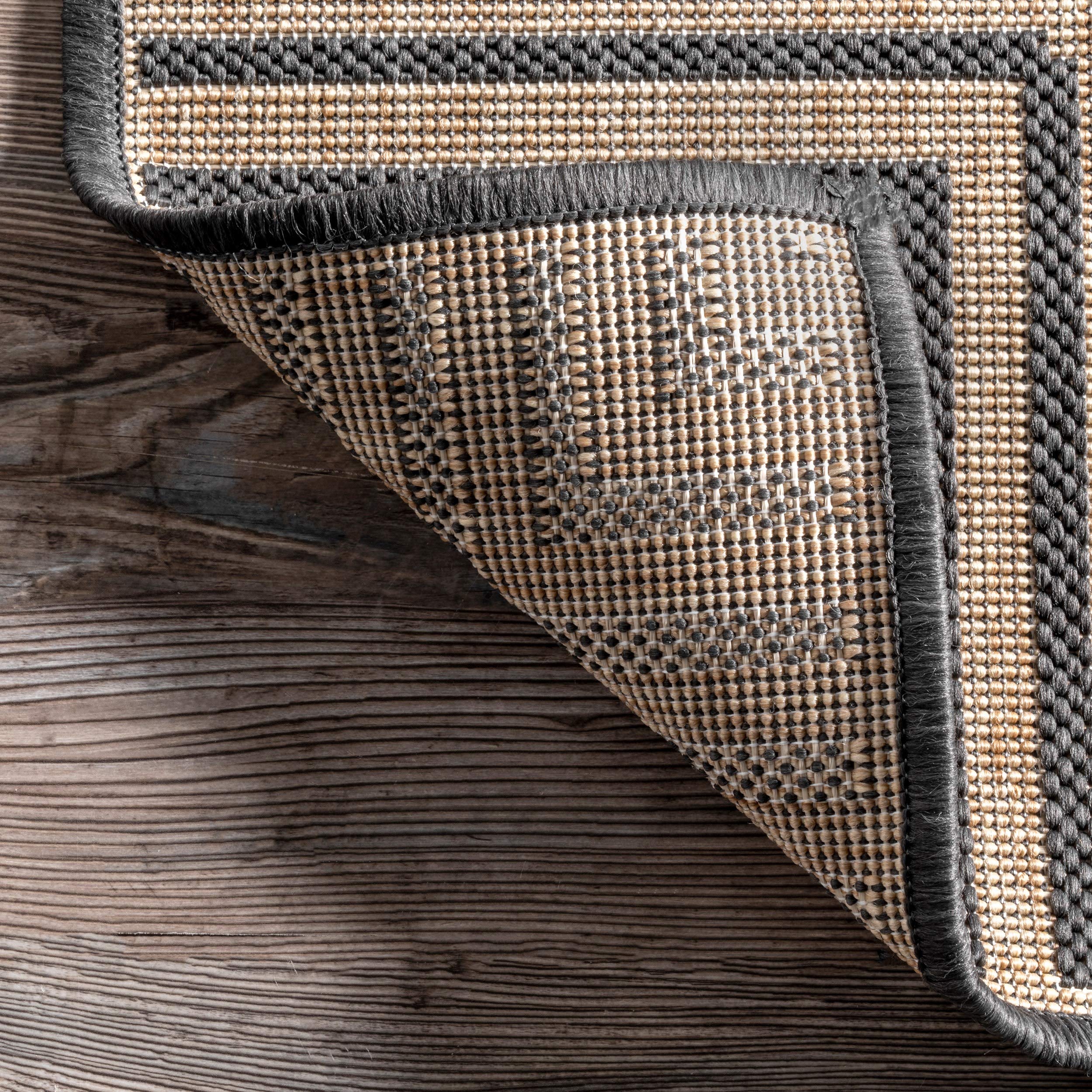 Snapklik.com : Asha Simple Border Indoor/Outdoor Area Rug - 7x9 Indoor ...