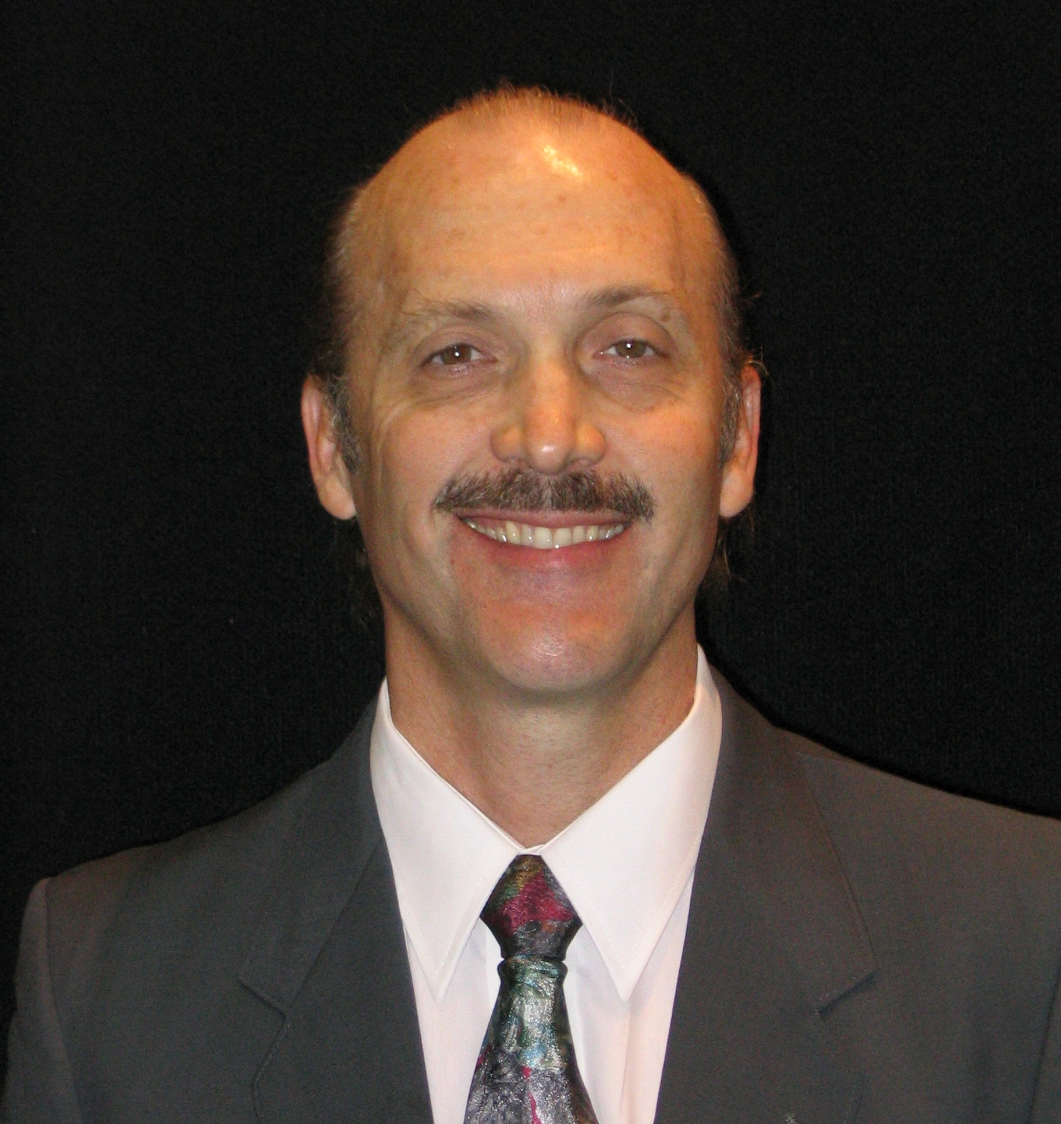 Amazon.es: Dr. T. 'Gus' Gustafson: libros, biografía, última actualización