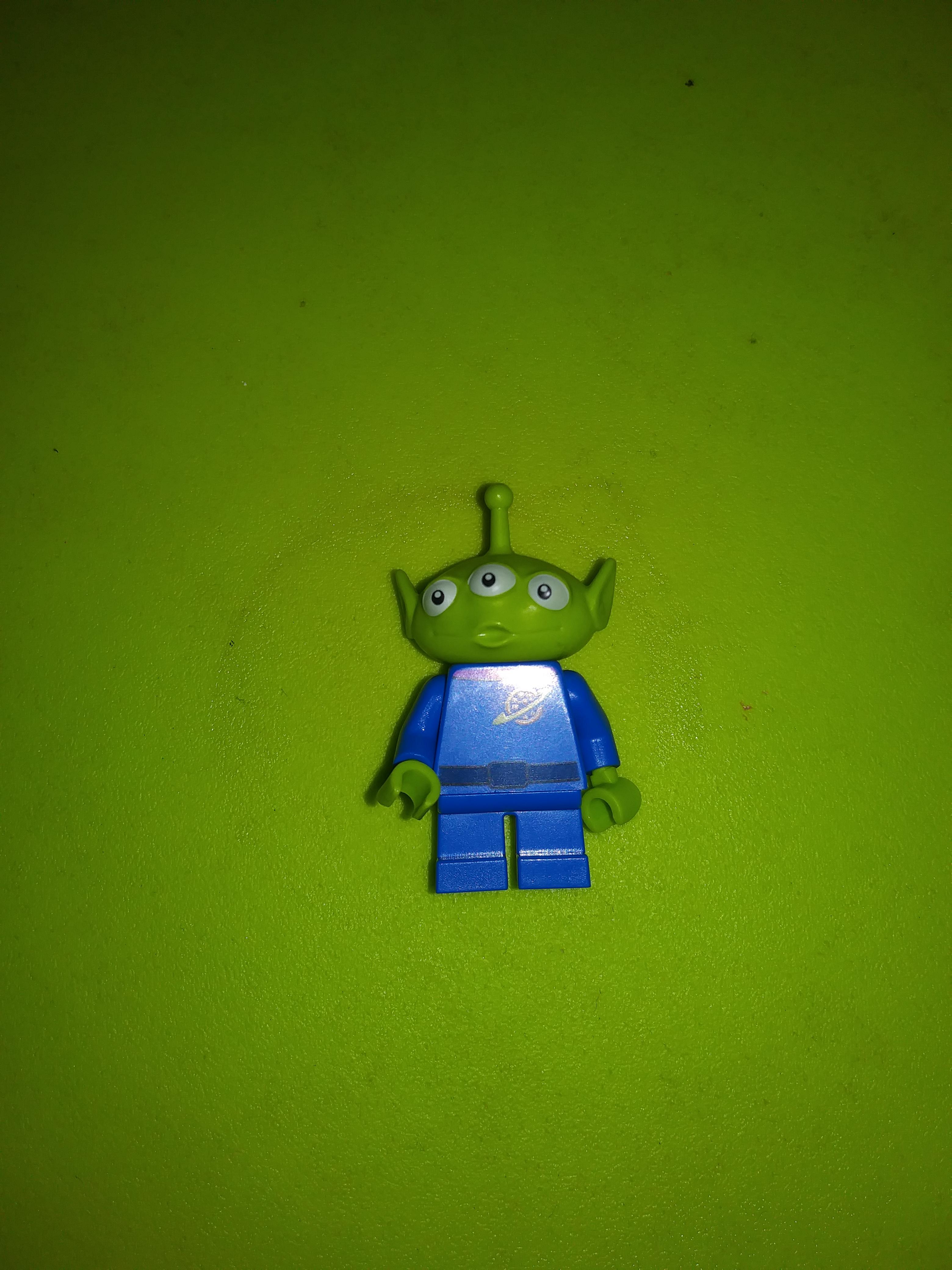 Amazon.com: Alien - LEGO Toy Story Minifigure : Toys & Games