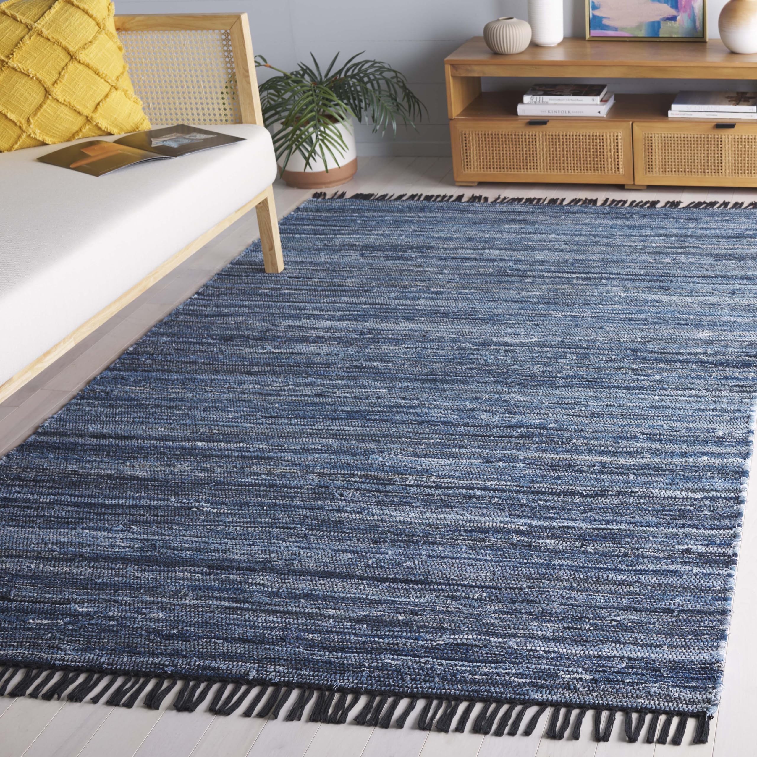Amazon.com: Safavieh Rag Rug Collection Accent Rug - 3' x 5', Blue ...