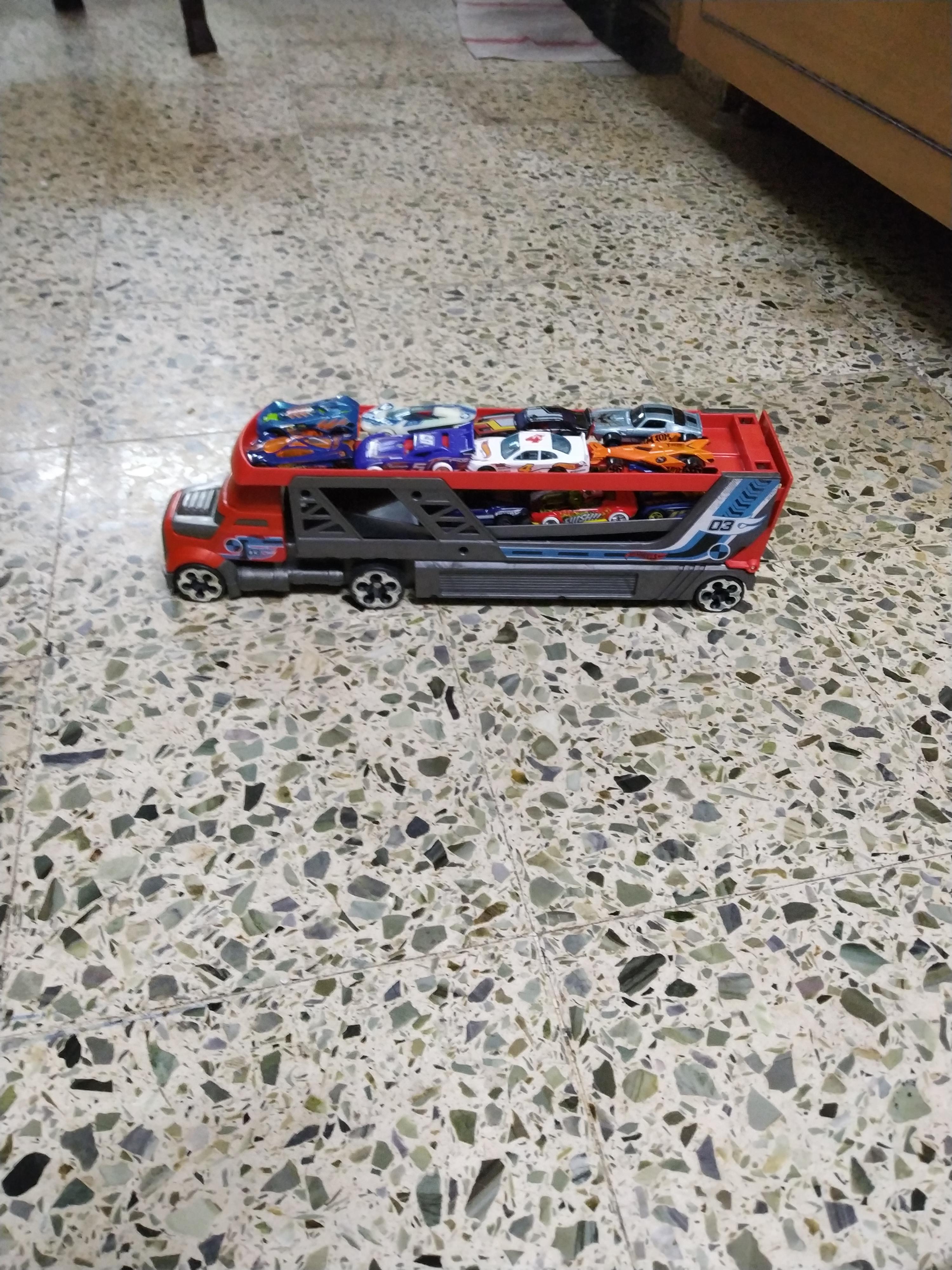 Hot Wheels Plastic Crashing Rig, Pack Of 1, Multicolour : Amazon.in ...