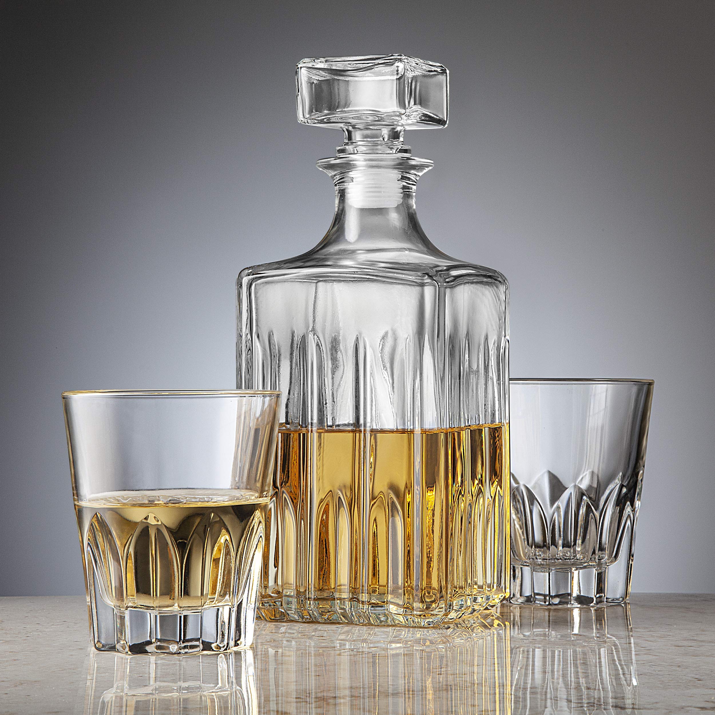 Snapklik.com : Godinger Whiskey Decanter And 2 Whiskey Glasses Bar Set