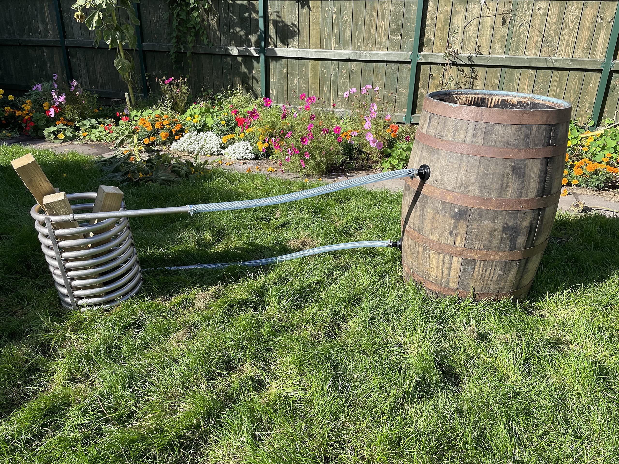 THE WHISKEY BARREL HOT TUB - One Person - Standard Barrel, Brown, 90x55 ...