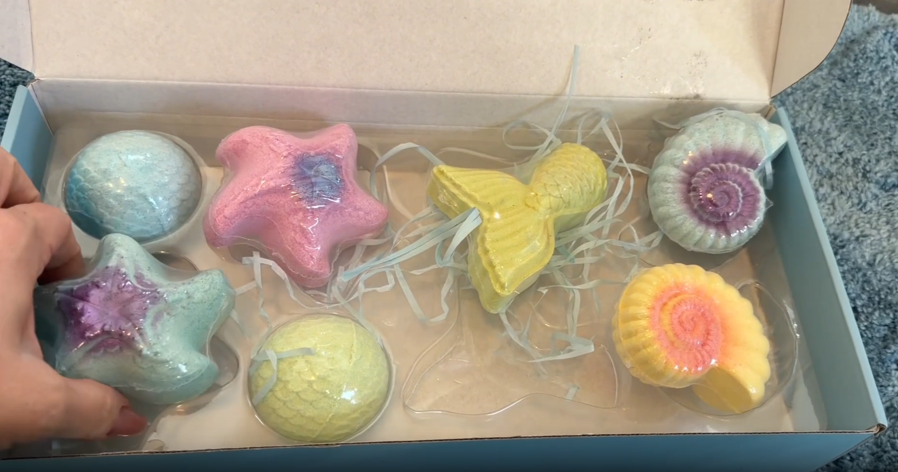 Watch Super cute mermaid bath bombs with well made surprise toys on ...